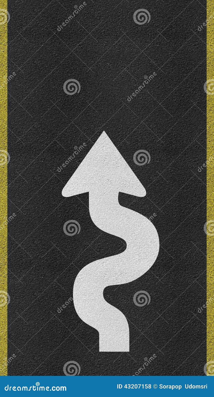 Setas Na Textura Da Estrada Asfaltada Foto de Stock - Imagem de ...