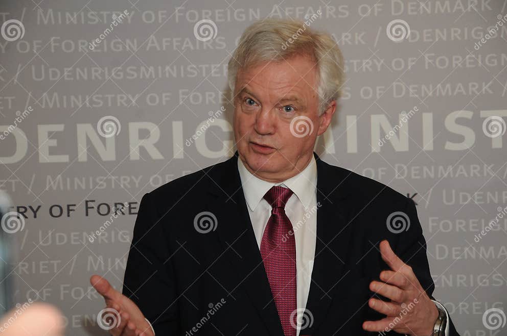 SETTA STRANIERA DI DAVID DAVIS CON ANDERS SAMUELSEN Fotografia Stock ...