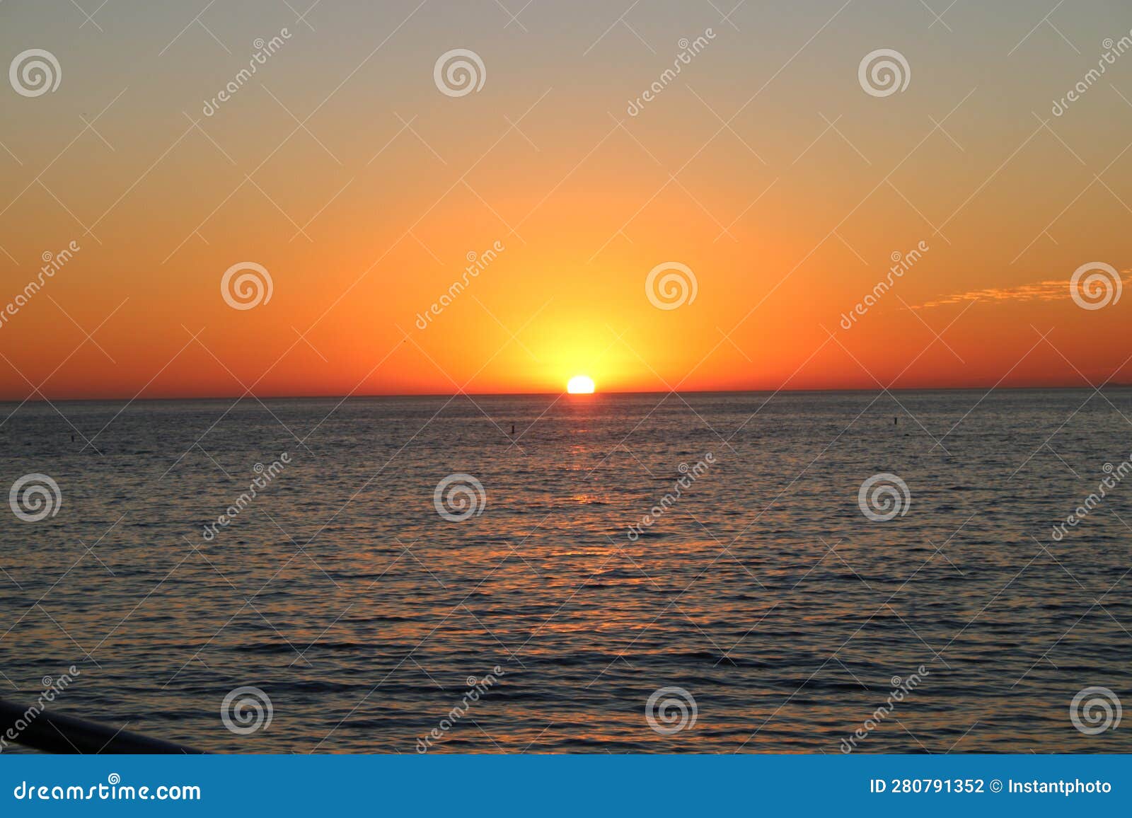 Pacific Ocean Sunset stock photo. Image of coast, reflection - 280791352