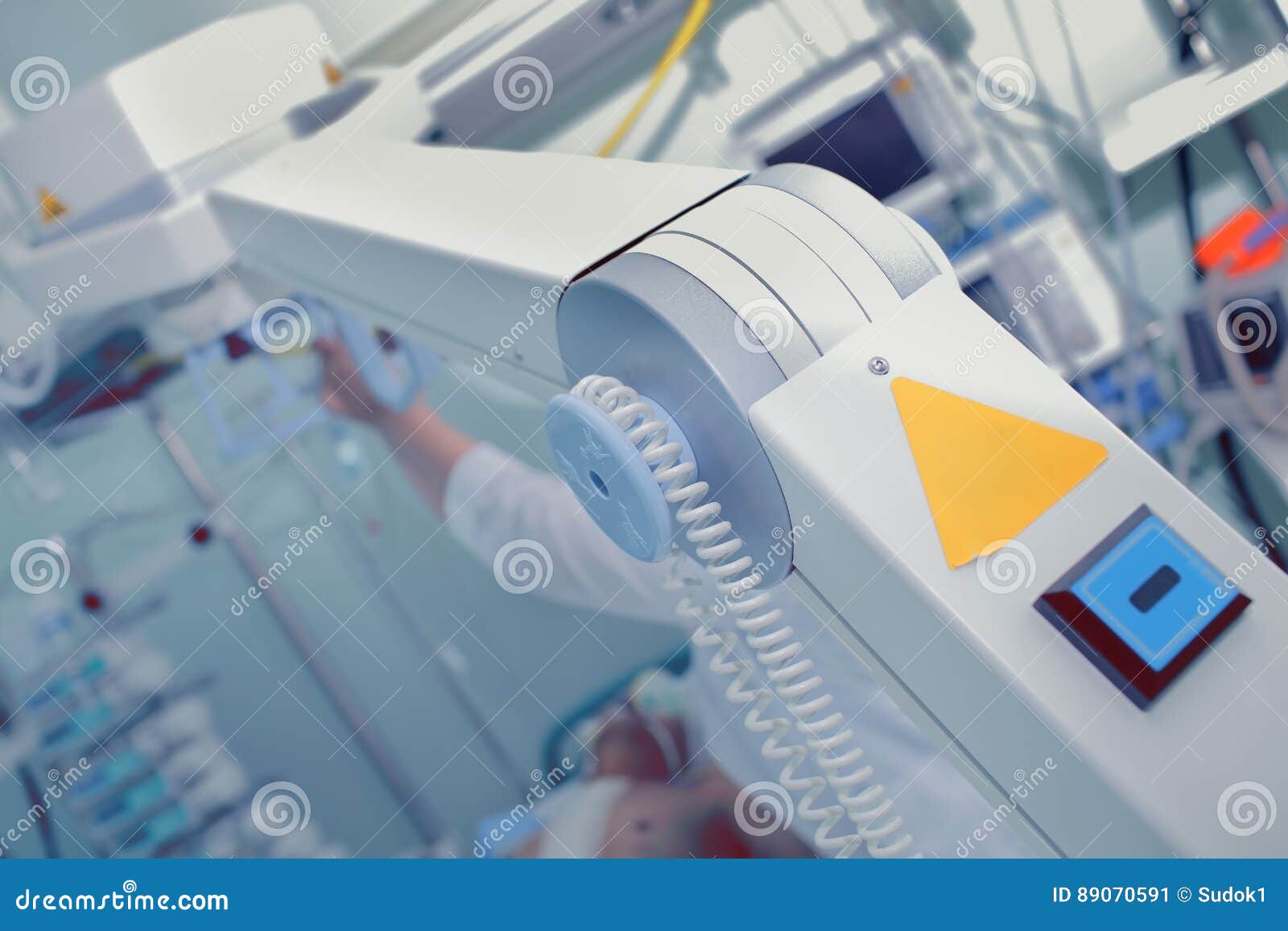 Setting Up the X-ray Machine in the Hospital Room Stock Image - Image ...