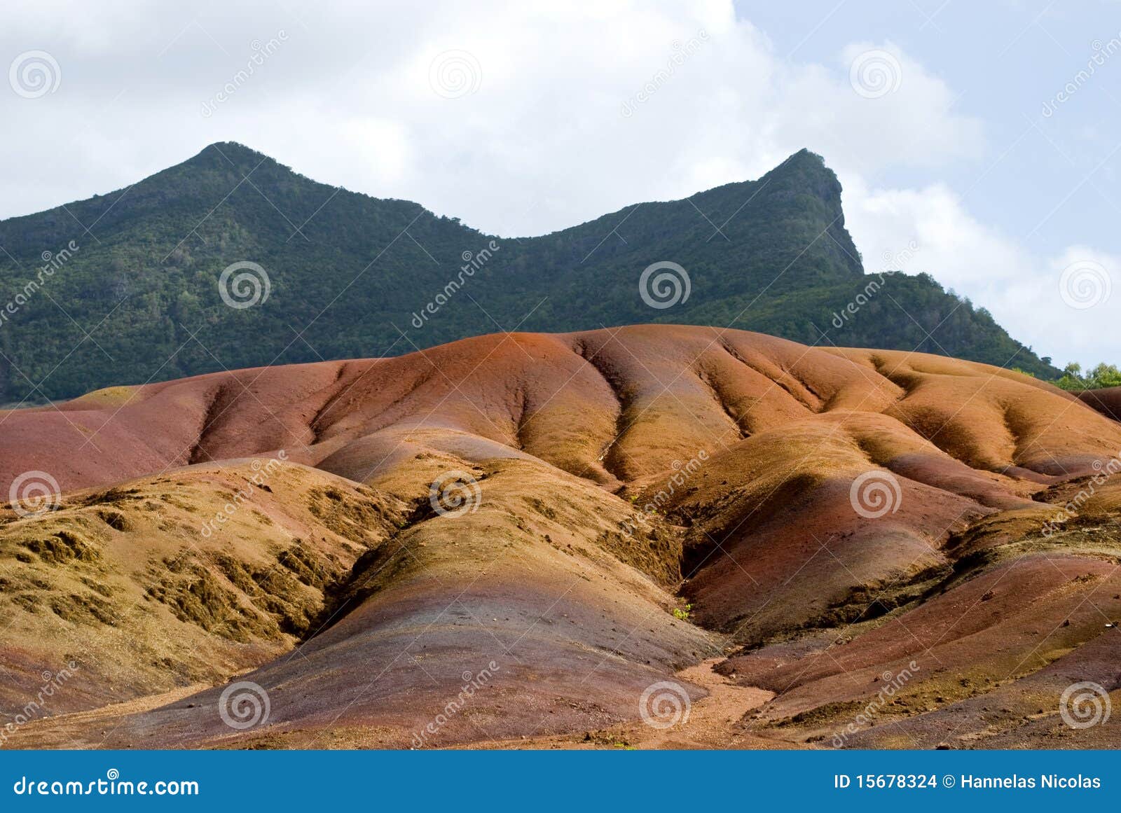 Seven Colored Earth 3 - Mauritius Stock Photo - Image of ocean ...