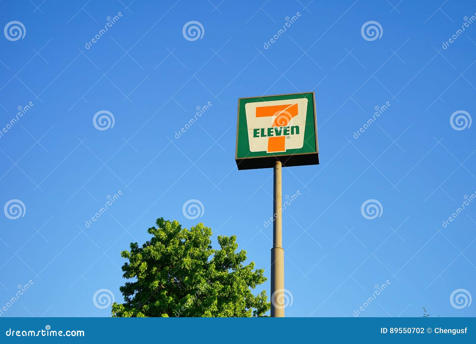 Seven Eleven sign editorial photography. Image of modern - 89550702