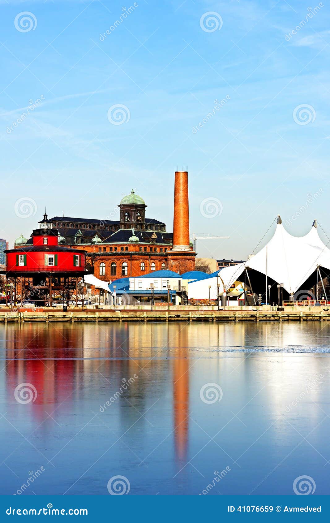 The Seven Foot Knoll Lighthouse in Baltimore Inner Harbor. Stock Image ...