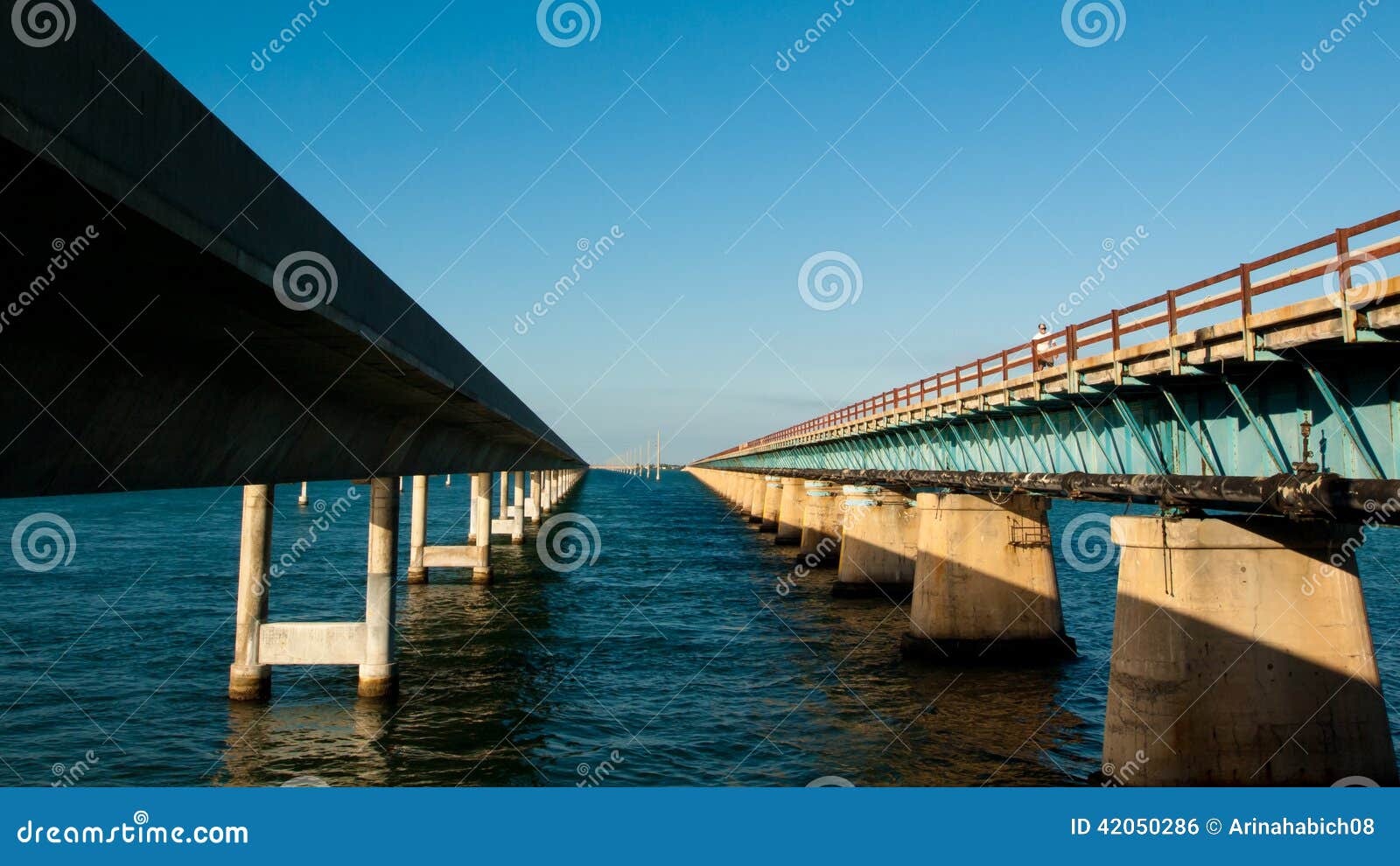 Seven Mile Bridge editorial photo. Image of historical - 42050286