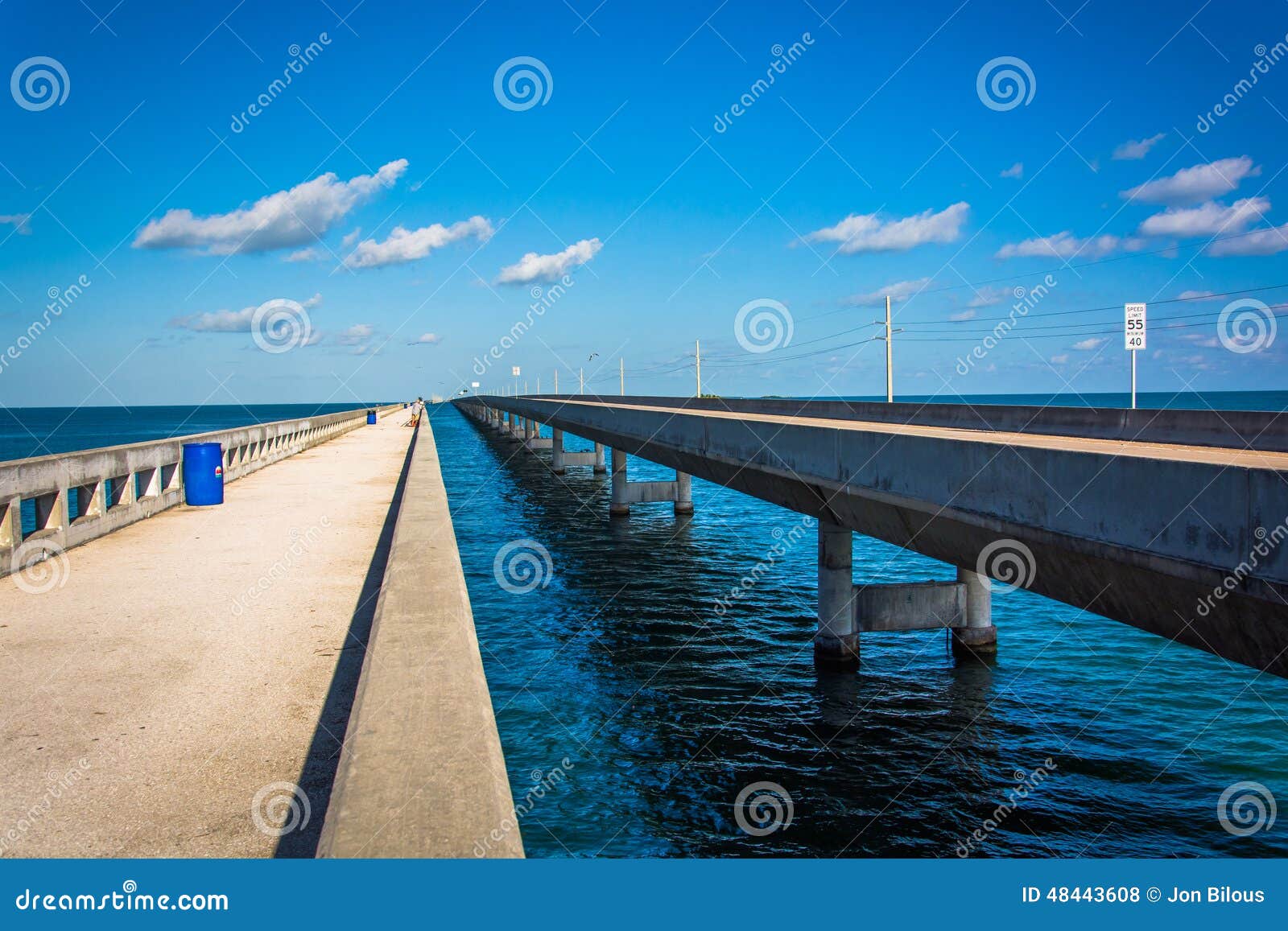 The Seven Mile Bridge, on Overseas Highway in Marathon, Florida. Stock ...