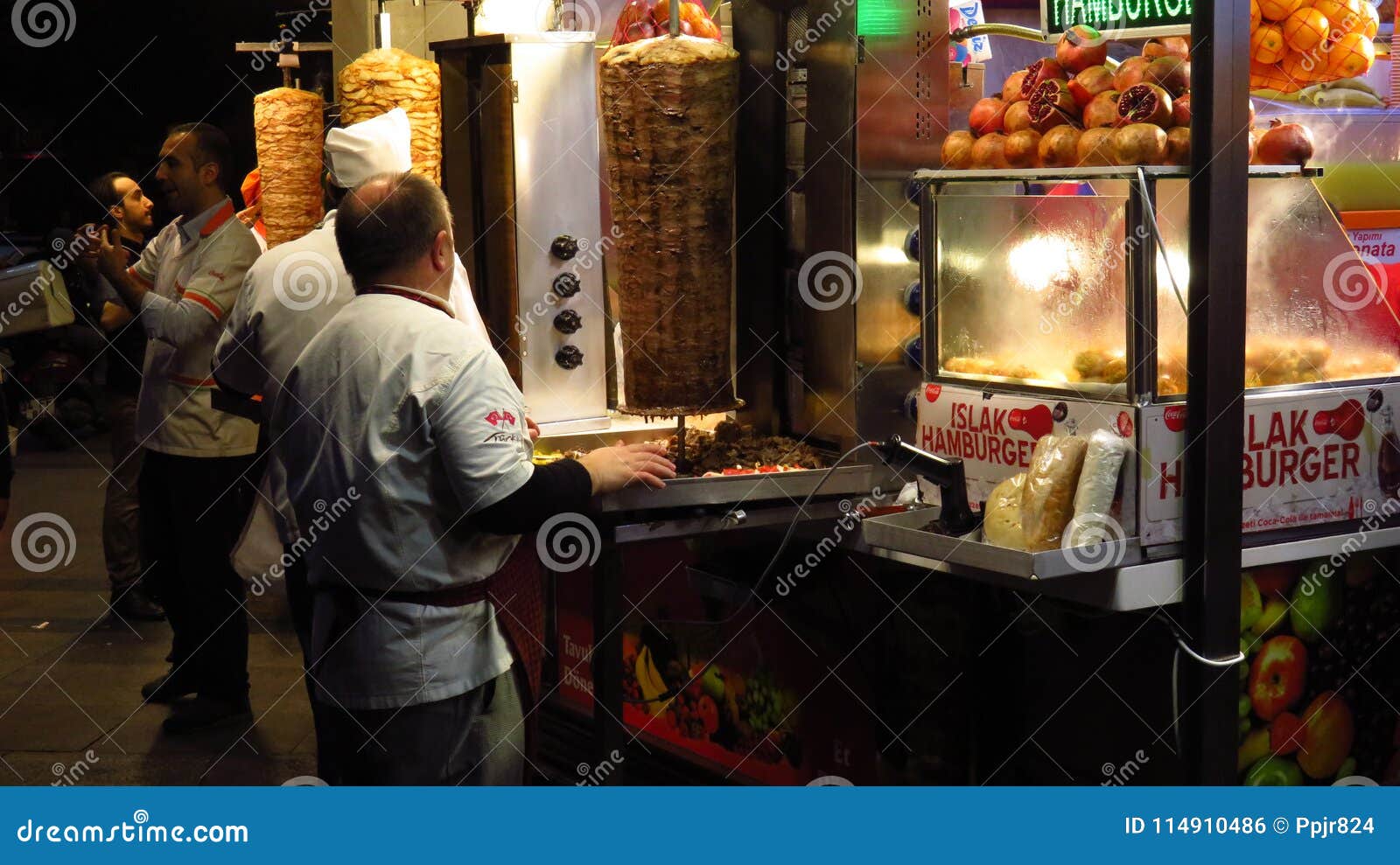 Men Preparing Doner Kebab editorial photo. Image of store - 114910486