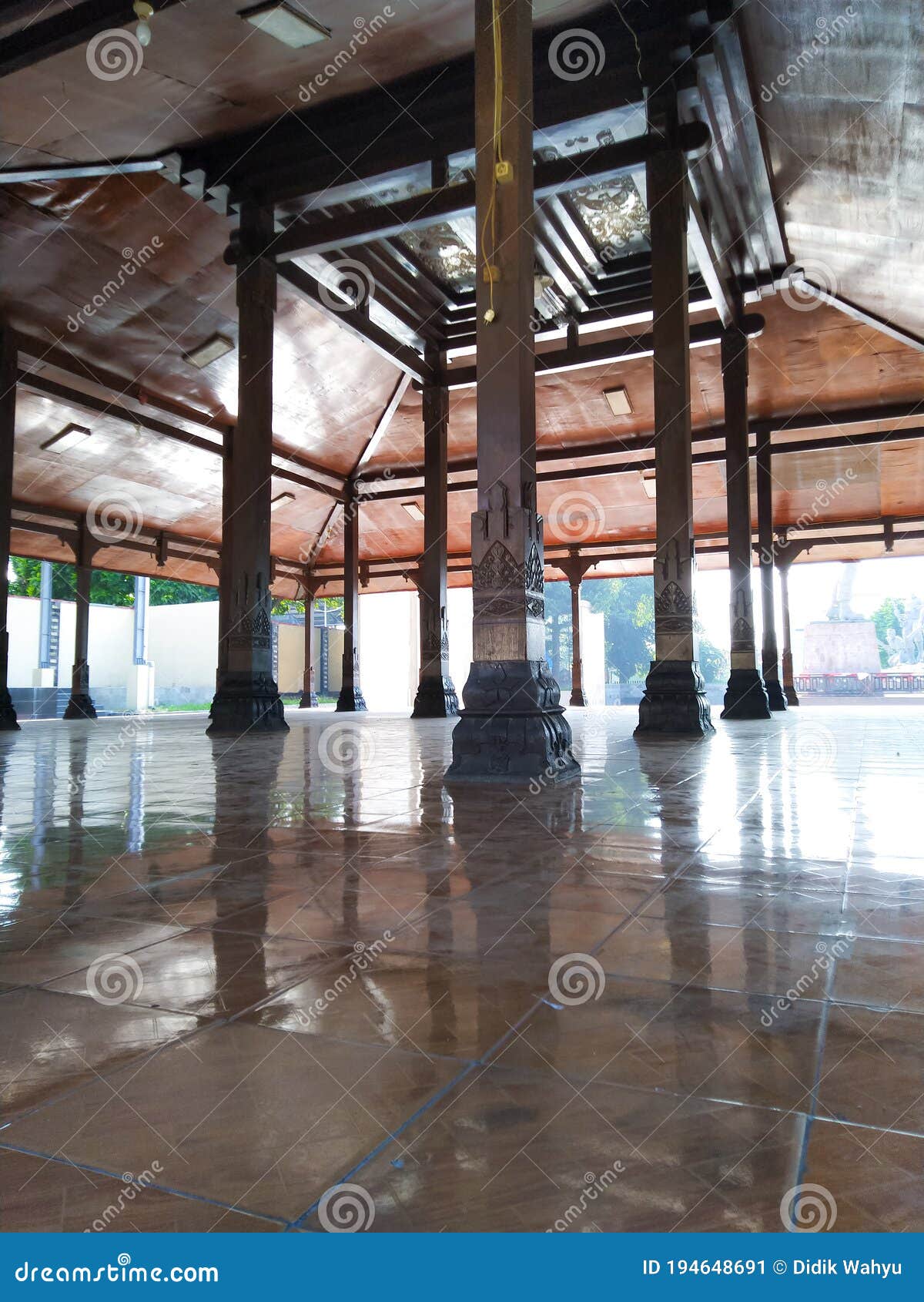 Supporting Pillars At The Gadjah Mada University Campus Mosque Royalty ...