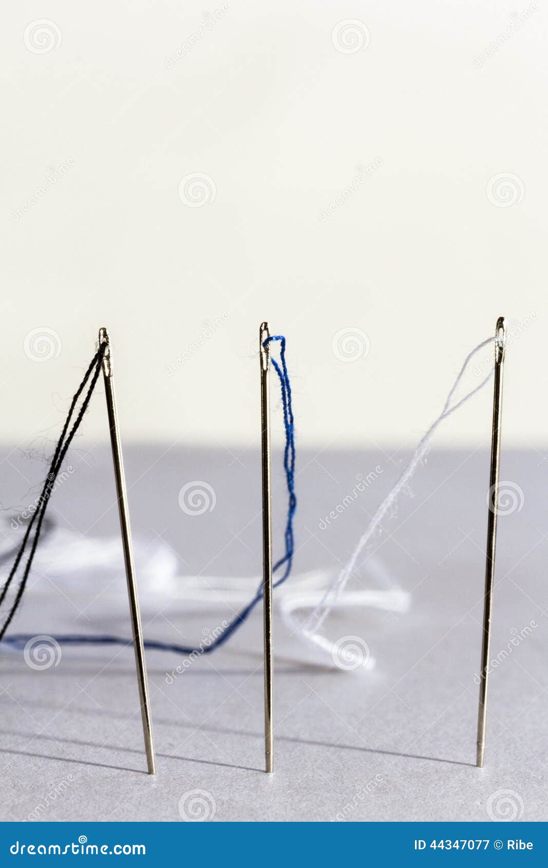Sew needles and strings stock image. Image of string - 44347077