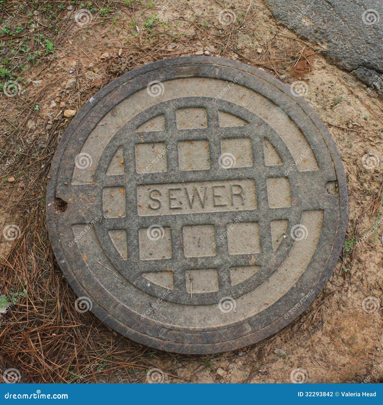 Sewer cover stock photo. Image of system, circle, manhole - 32293842
