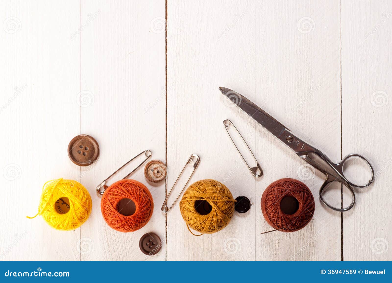 Sewing Background With Color Threads, Meter, Pins And Scissors Stock ...