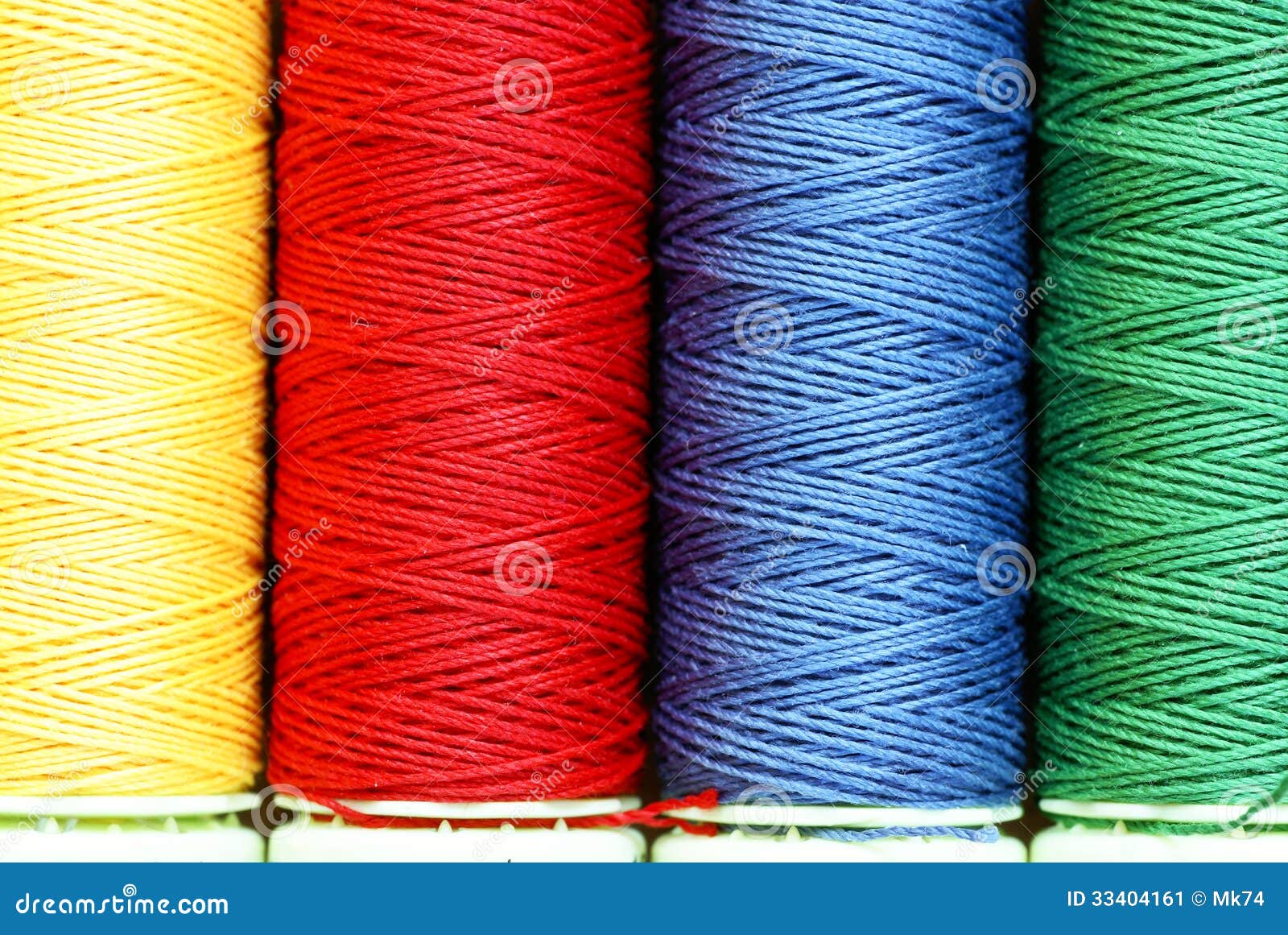 Sewing cottons stock image. Image of macro, green, thread - 33404161