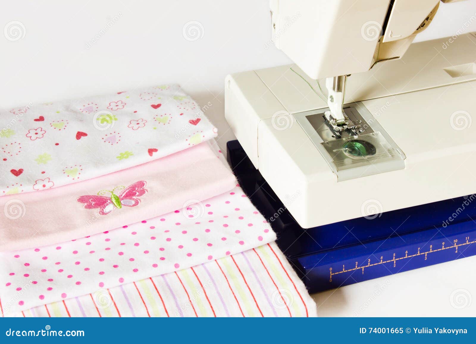 Sewing Machine and Sewing Items. Stock Image - Image of design, cotton ...