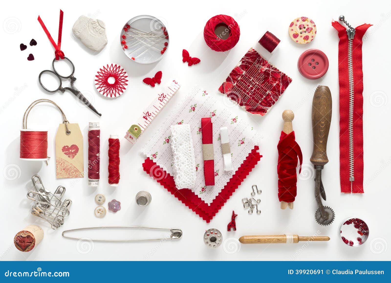 Sewing objects stock image. Image of embroidery, hook - 39920691