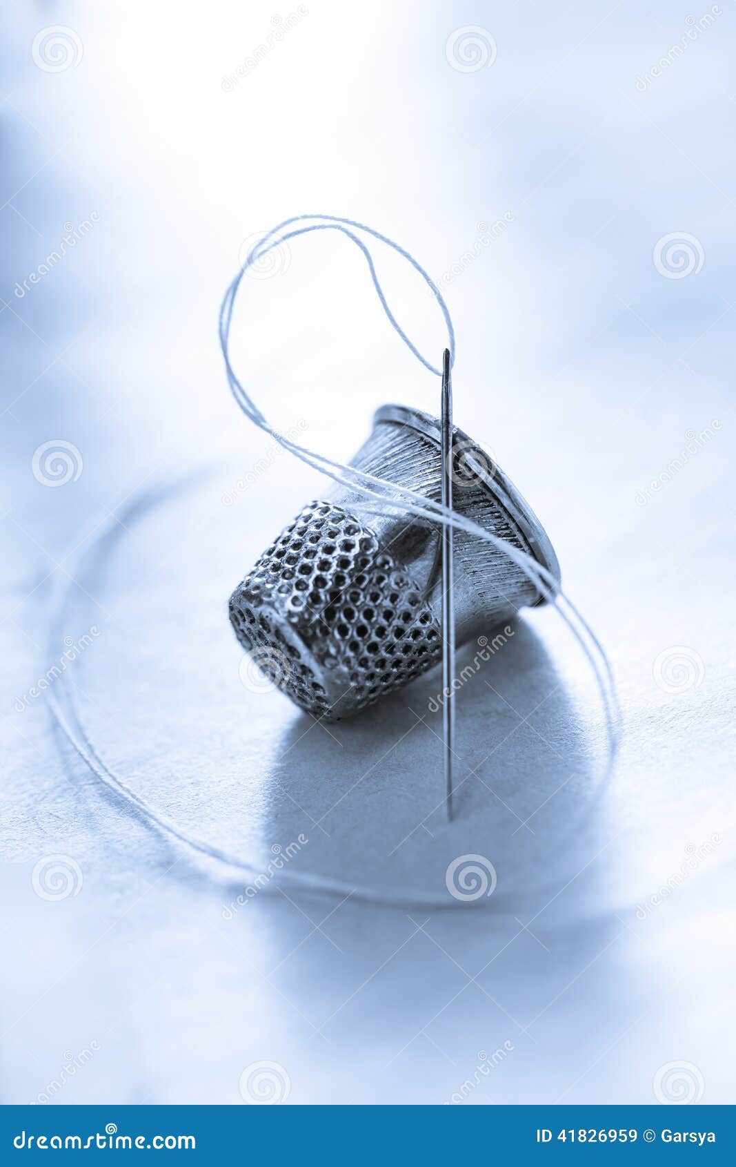 Sewing Thimble and Needle with Thread Stock Image - Image of sewing ...