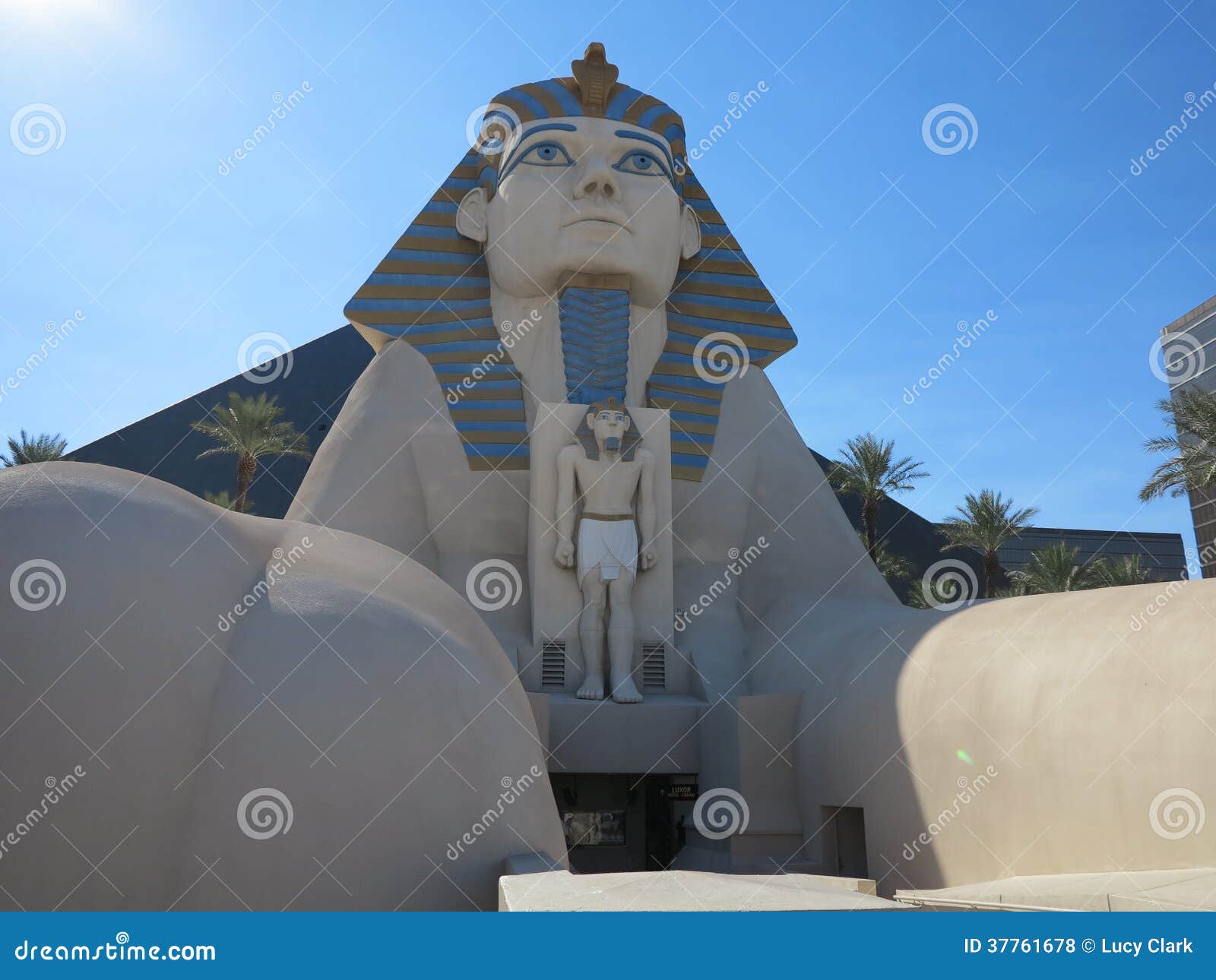 Sfinge di Luxor fotografia stock editoriale. Immagine di deserto - 37761678