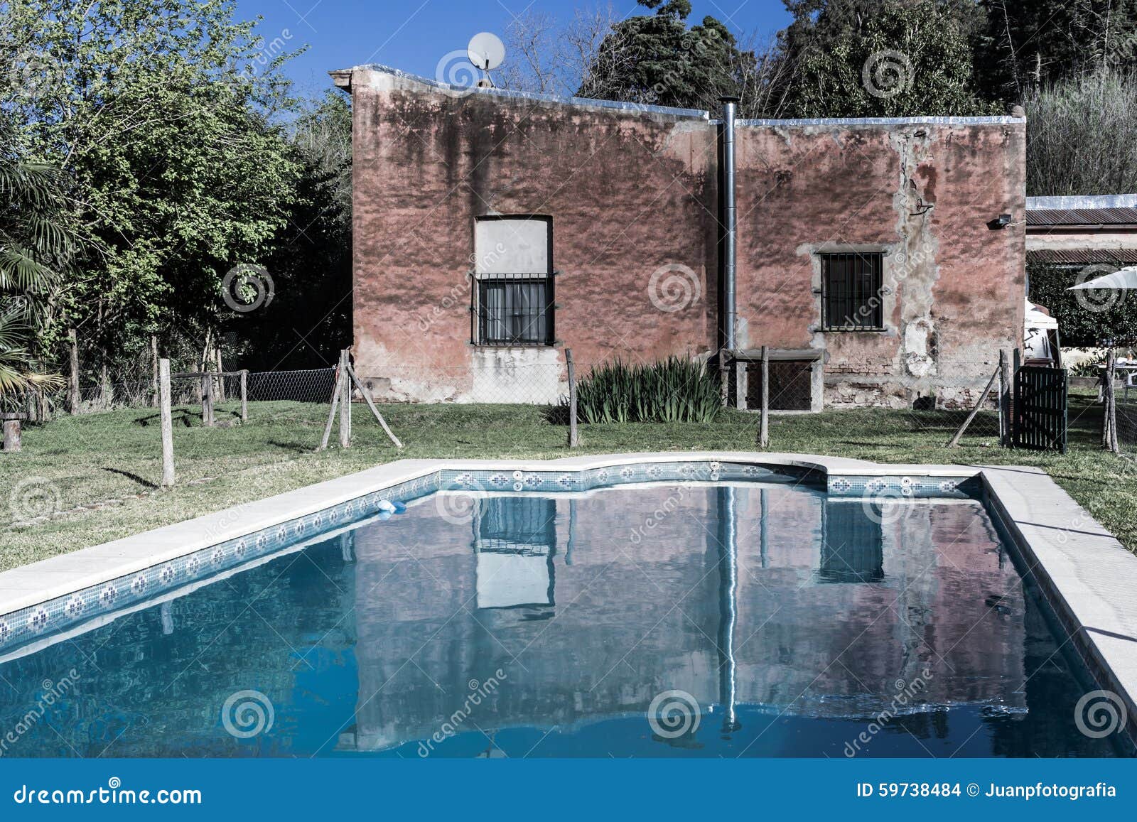 Shabby house stock photo. Image of windows, pool, backyard - 59738484