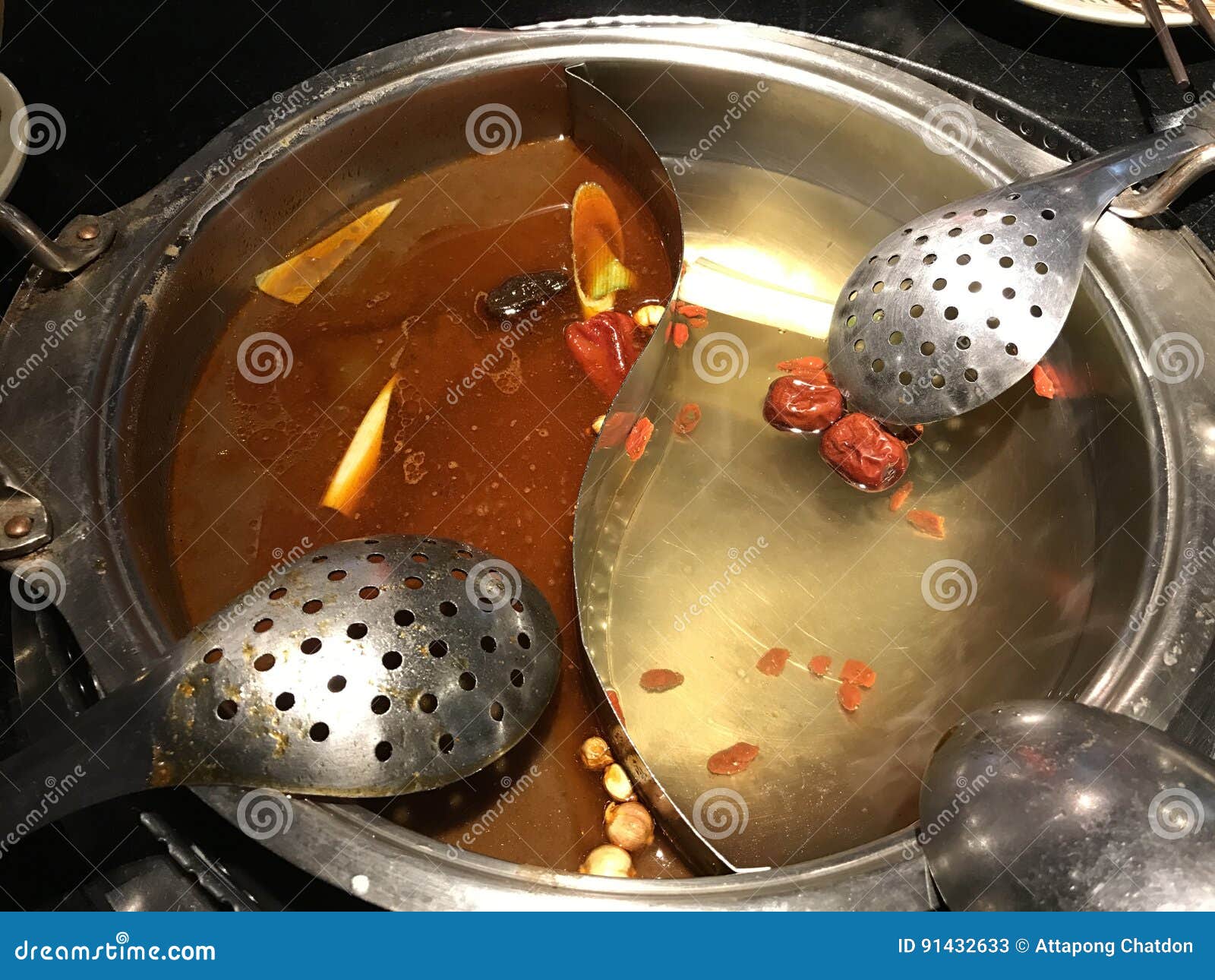 Shabu Soup In The Shaba Pot Consists Of Black Water Soup And Clear Soup ...
