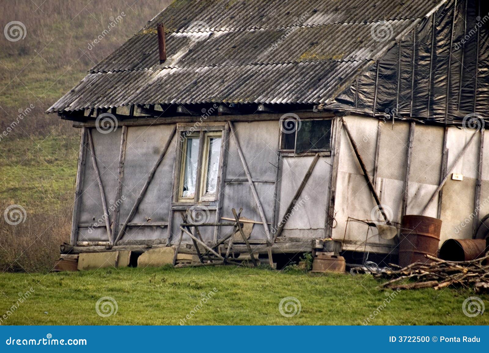 Shack 2 stock photo. Image of building, hunting, grass - 3722500