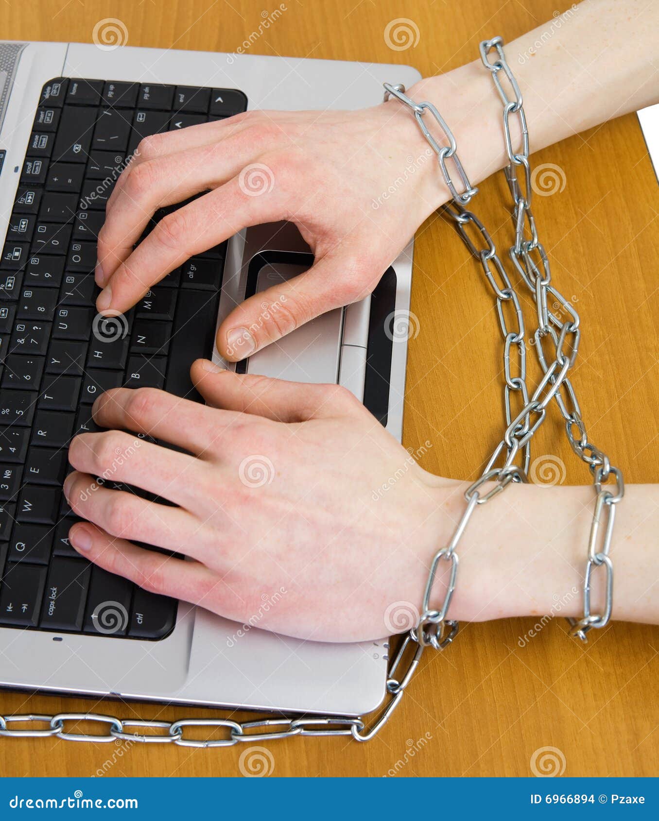 Shackled foto de archivo. Imagen de plata, encadenamiento - 6966894