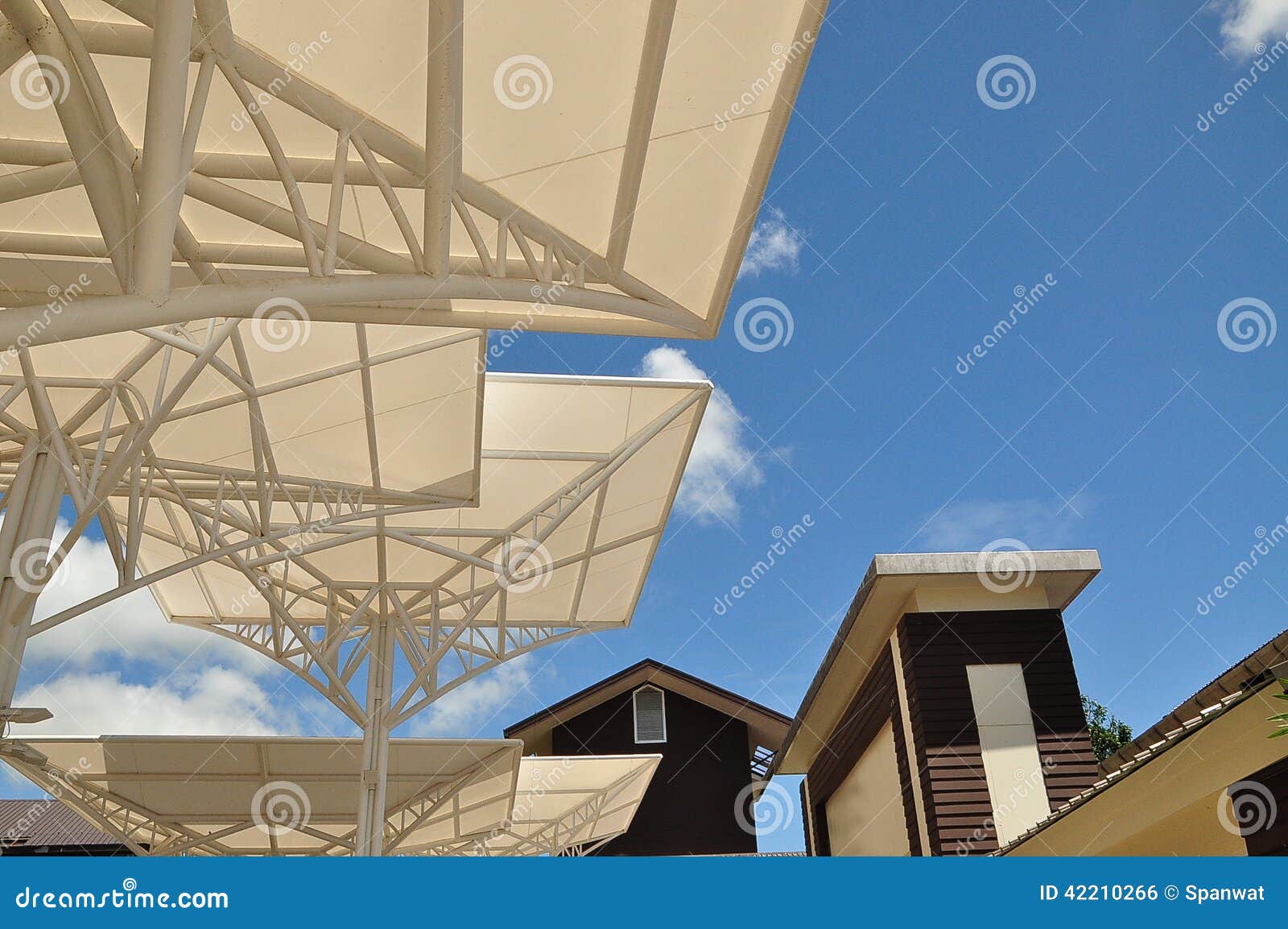 Shading Structure Stock Photo | CartoonDealer.com #42213282