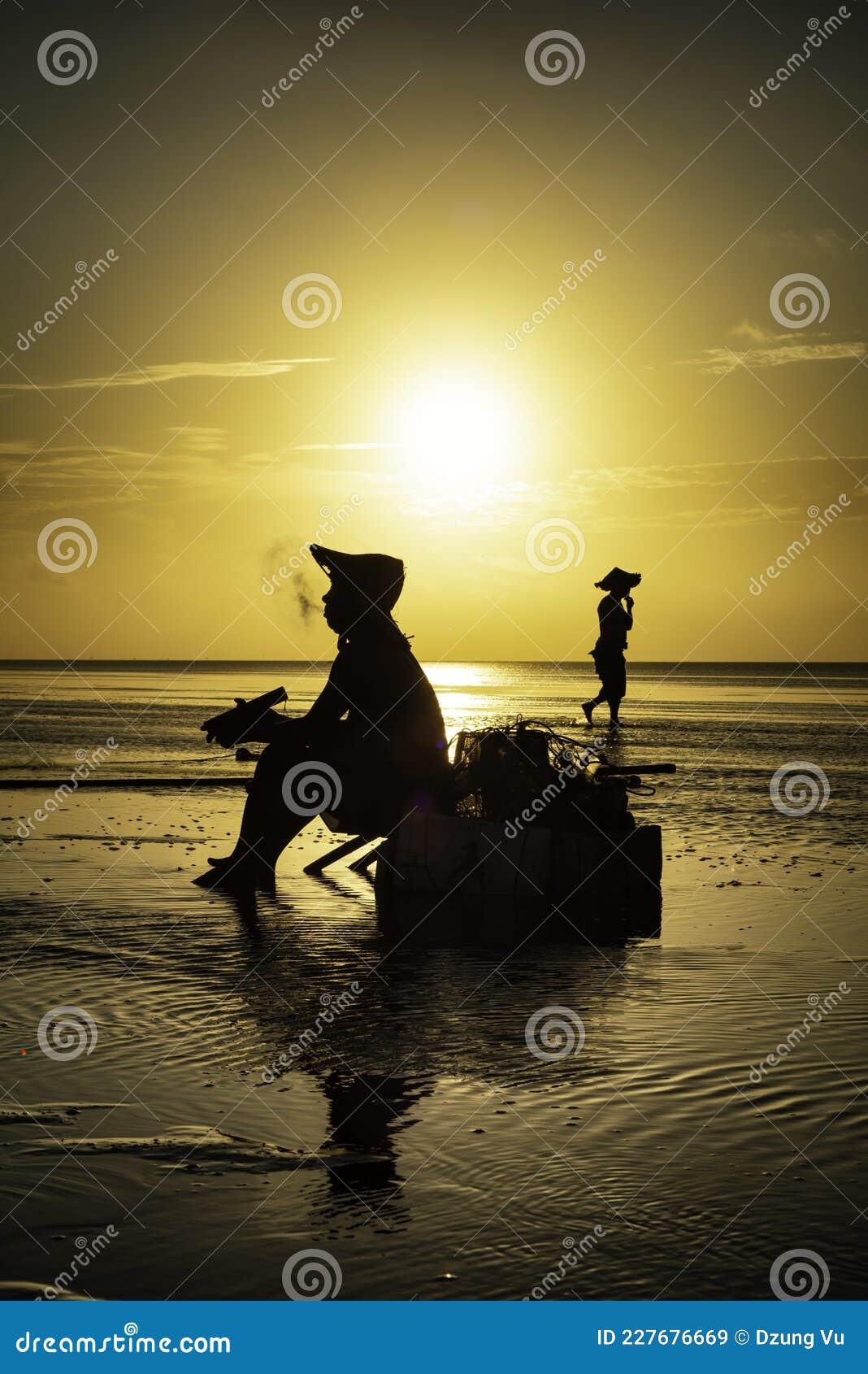 Shadow Fishermen in the Early Morning Editorial Stock Image - Image of ...