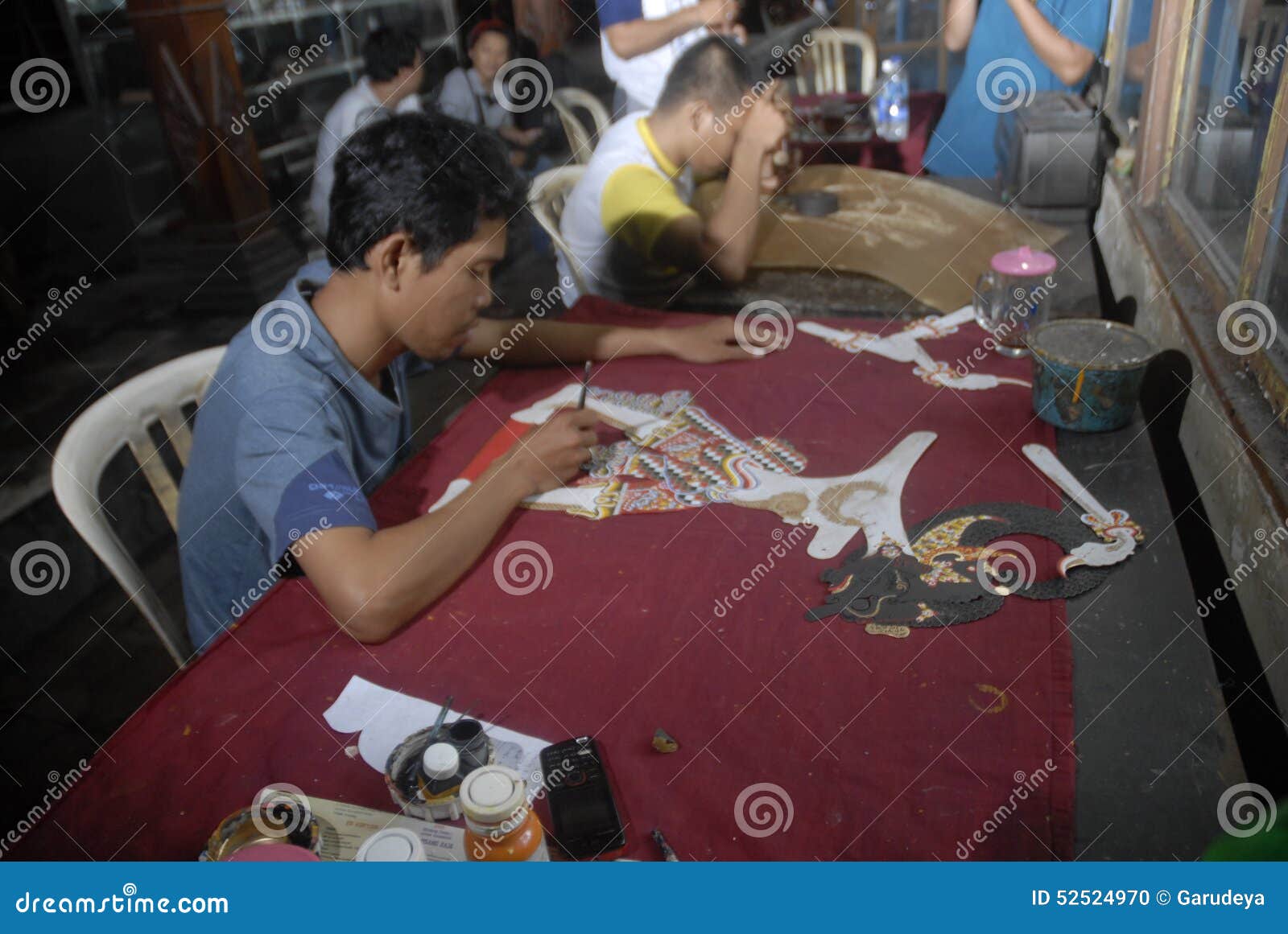 SHADOW PUPPET MAKER editorial image. Image of traditional - 52524970