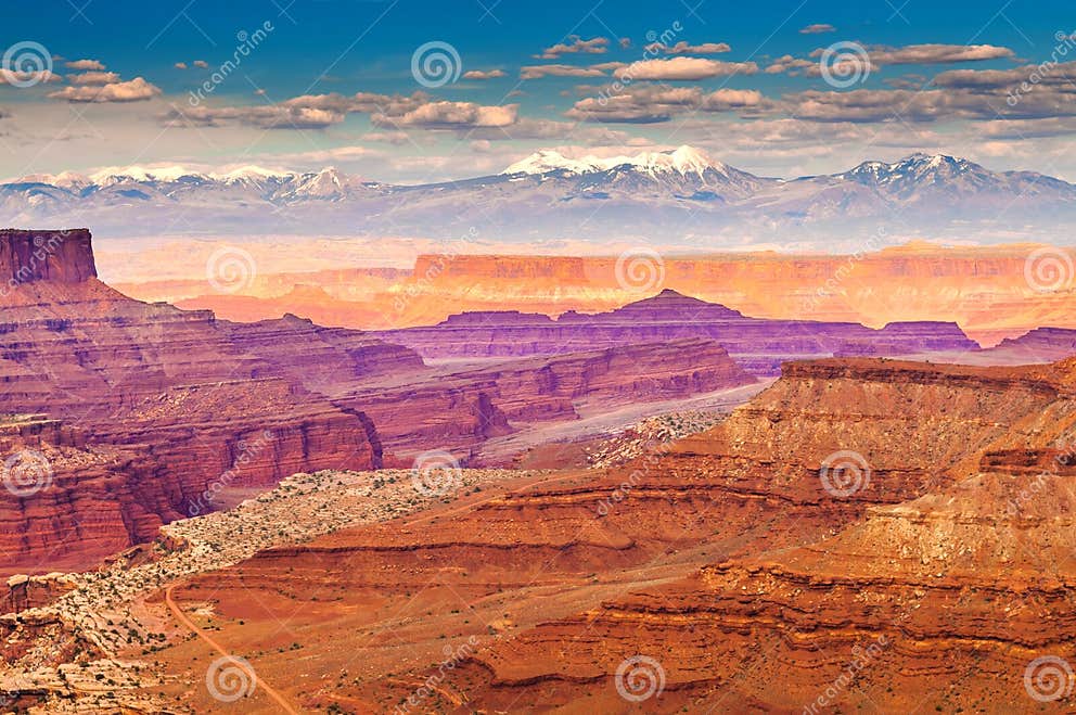 Shafer Switchbacks stock image. Image of rocks, white - 31971785