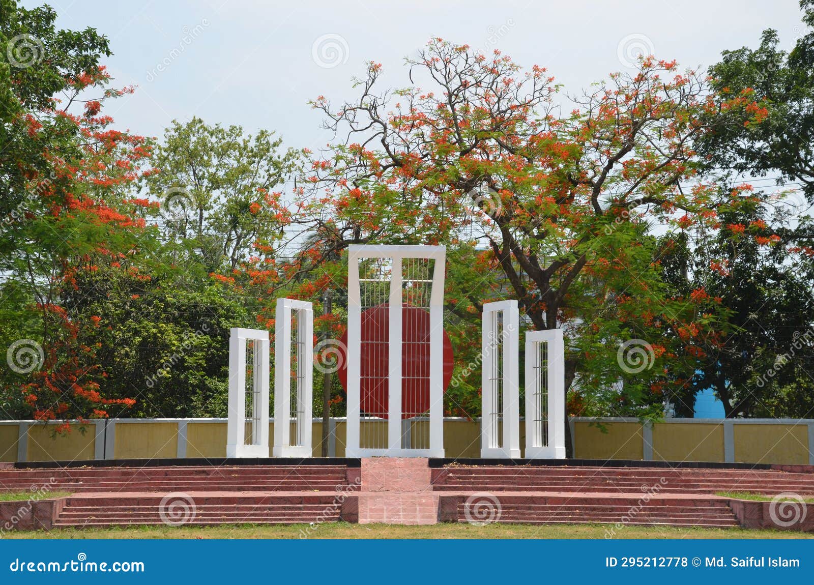 Shaheed Minar is Situated in a City that Reminds Us of Our Martyrs ...