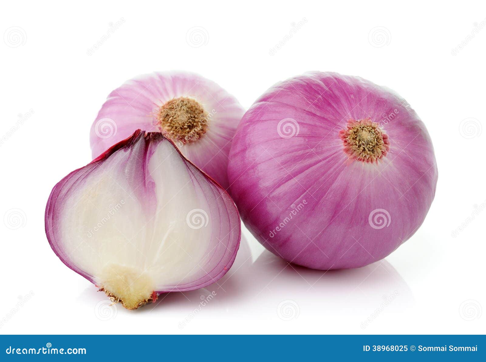 Shallots Isolated on White Background Stock Image - Image of vegetarian ...