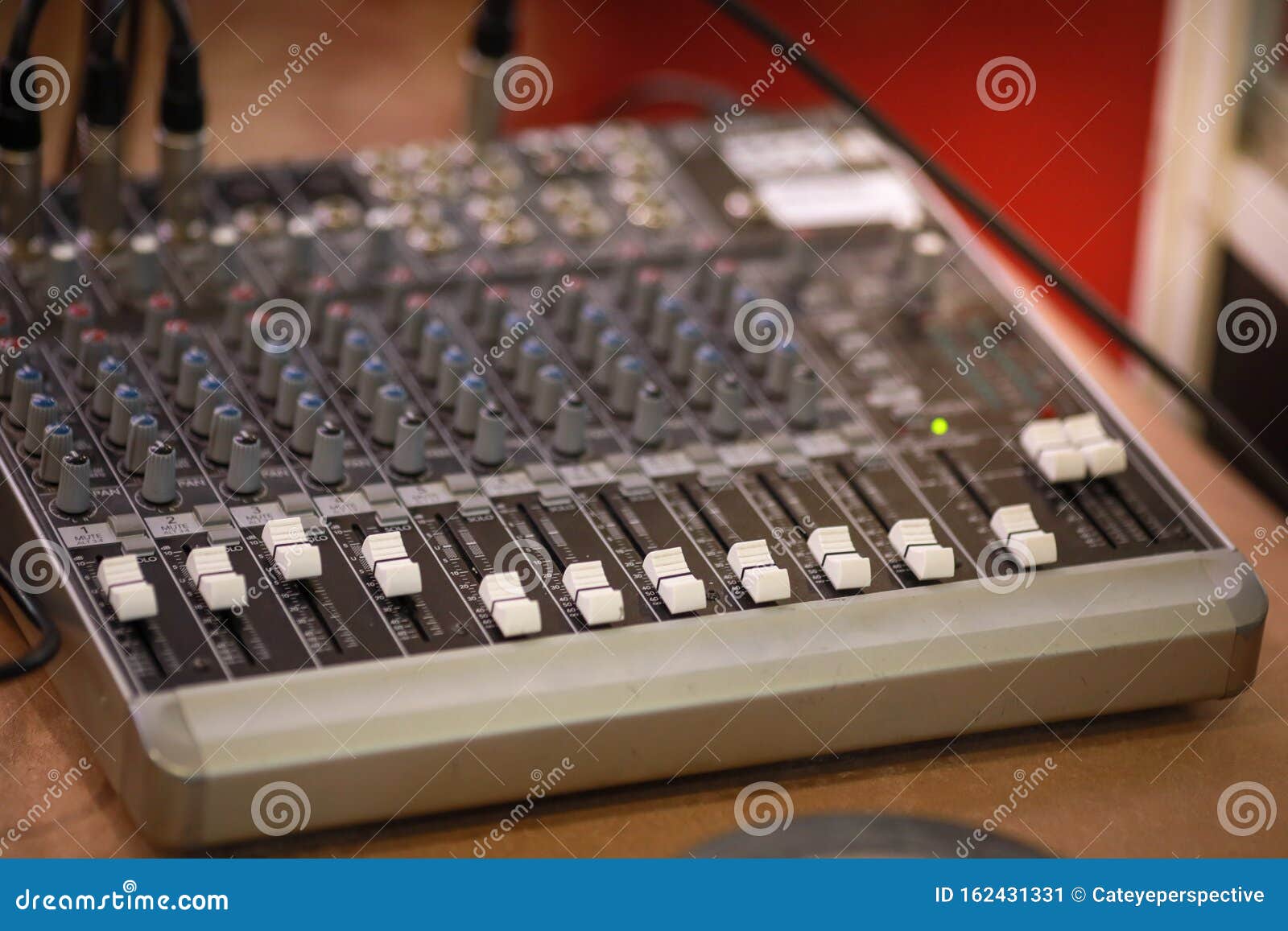 Shallow Depth of Field Selective Focus Image with the Controls on an ...