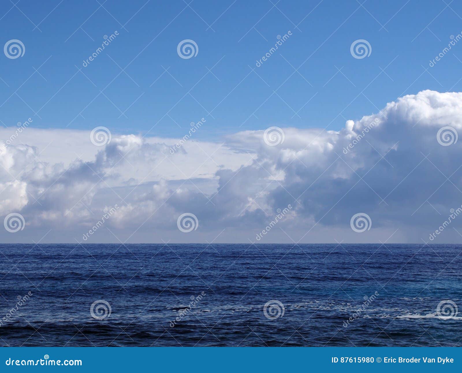 Shallow Ocean Waters of Windward Side of Oahu Stock Photo - Image of ...