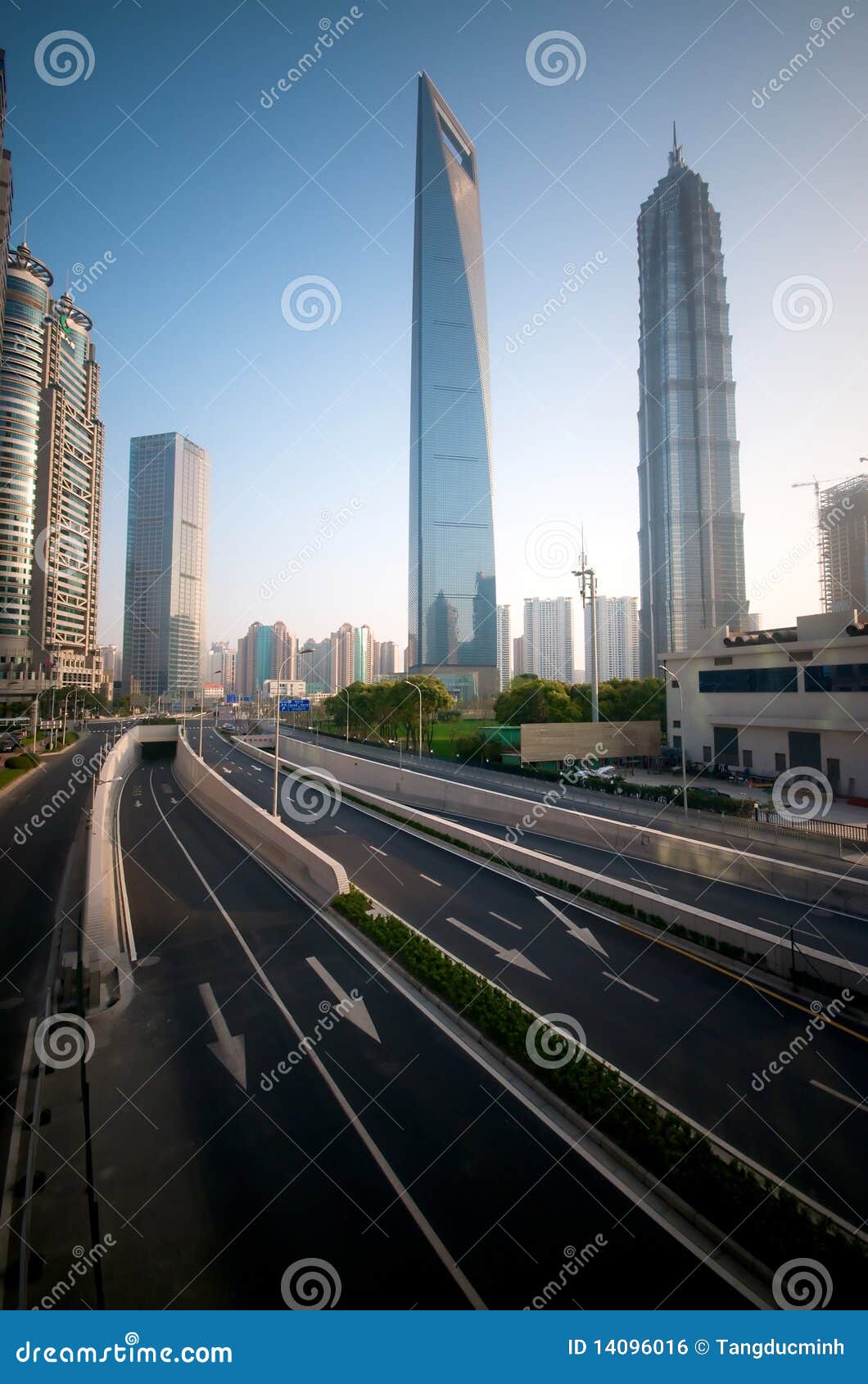 Shanghai Modern Infrastructure Stock Photo - Image of chinese, tall ...
