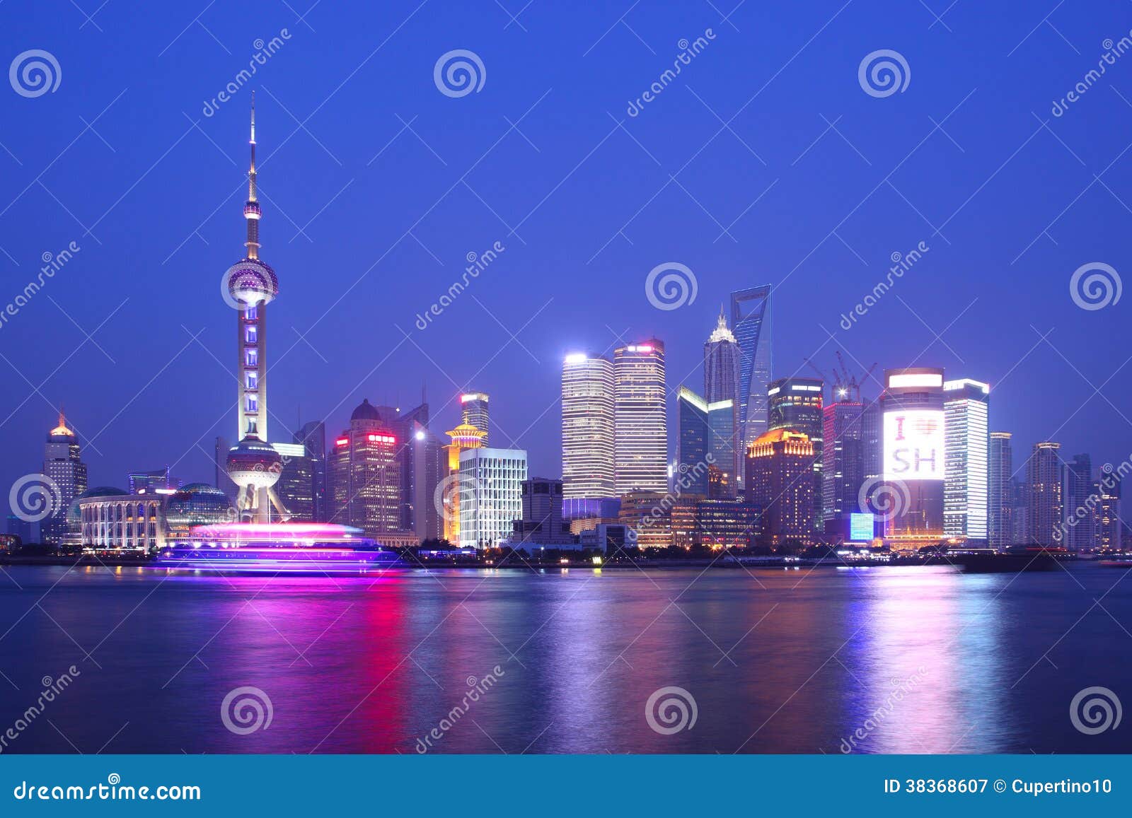 Shanghai night stock image. Image of exterior, blue, tourisme - 38368607