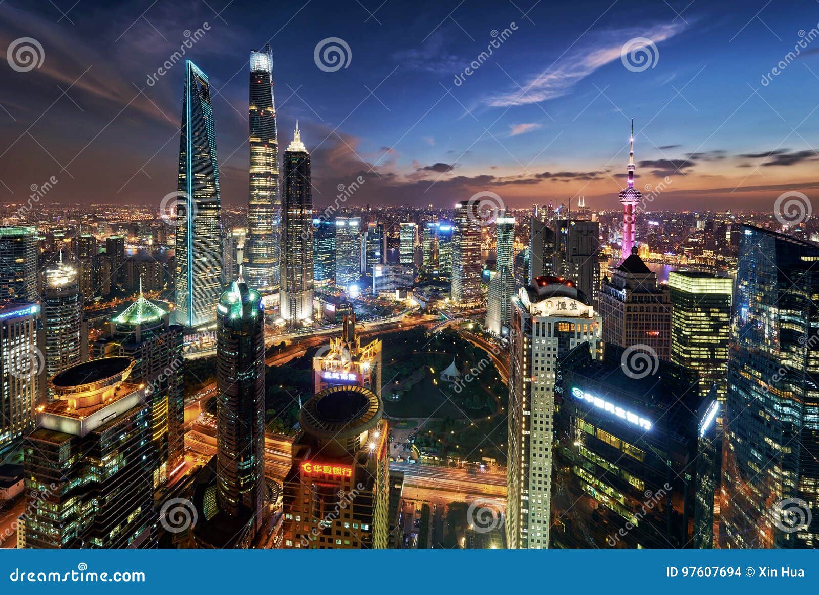 Shanghai Night editorial stock image. Image of famous - 97607694