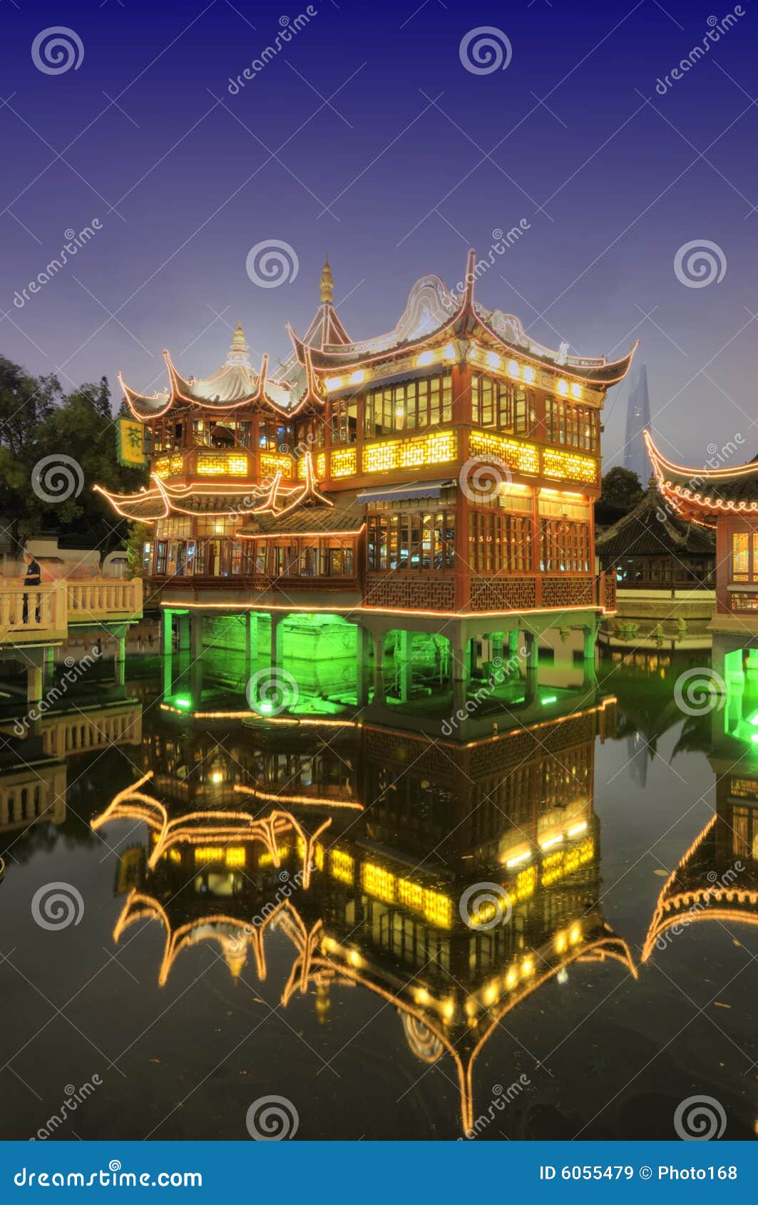 Shanghai Old Tea House at Night Stock Image - Image of asian, night ...