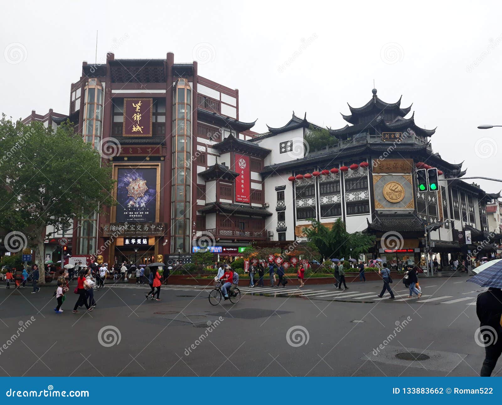 Shanghai Old Town Architecture Editorial Photography - Image of travel ...