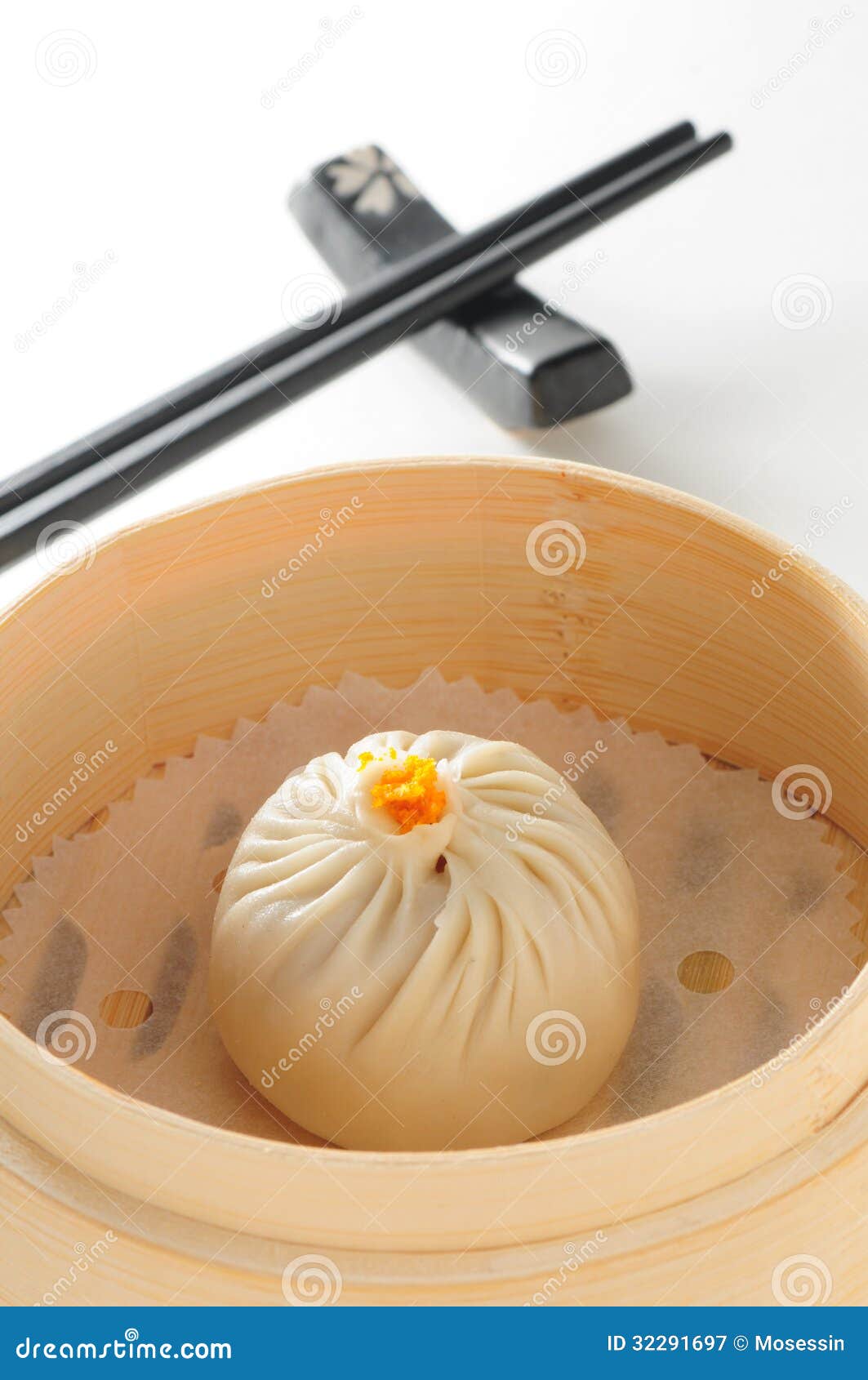 Shanghai soup bun stock image. Image of steam, bamboo - 32291697