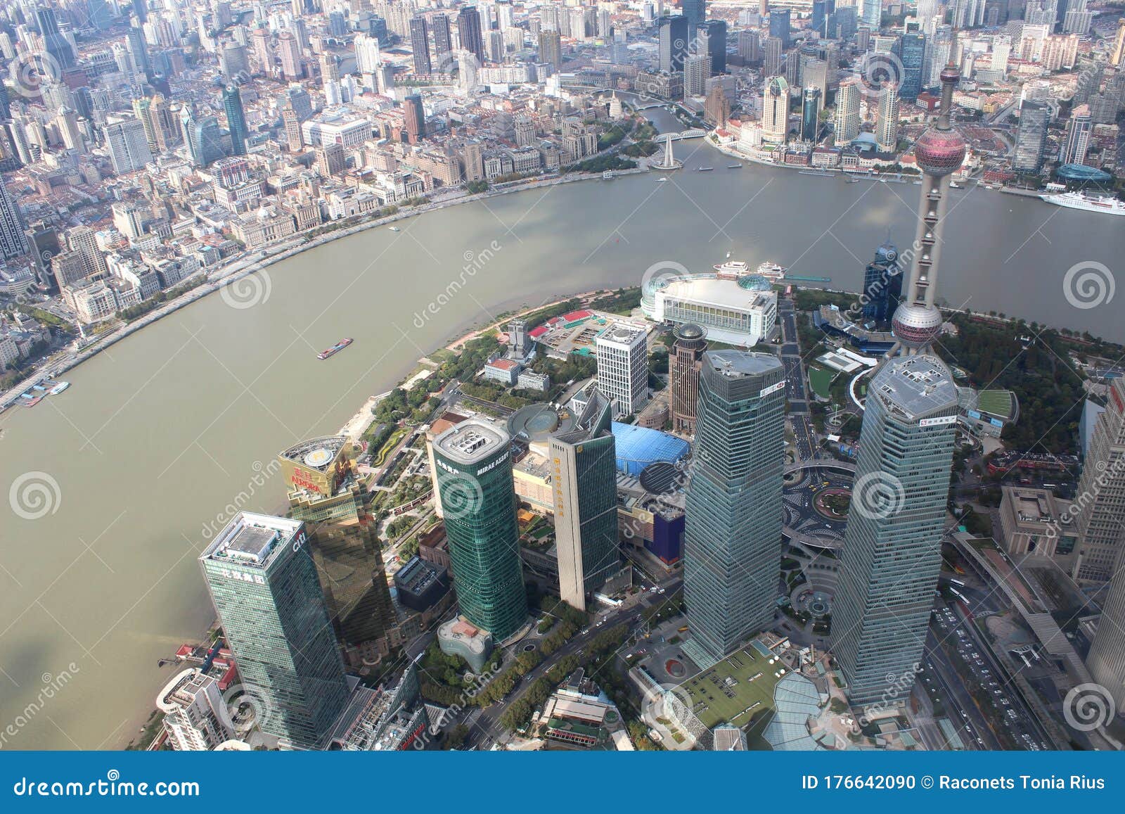 Shanghai views by day editorial image. Image of bund - 176642090