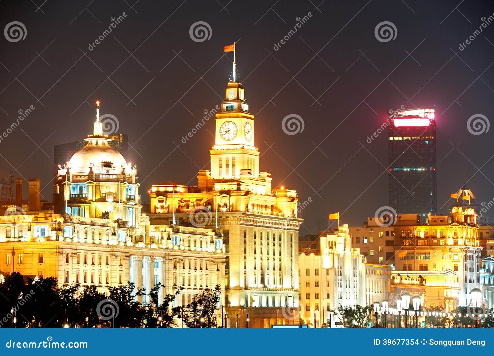 Shanghai Waitan fotografia stock. Immagine di cina, asia - 39677354