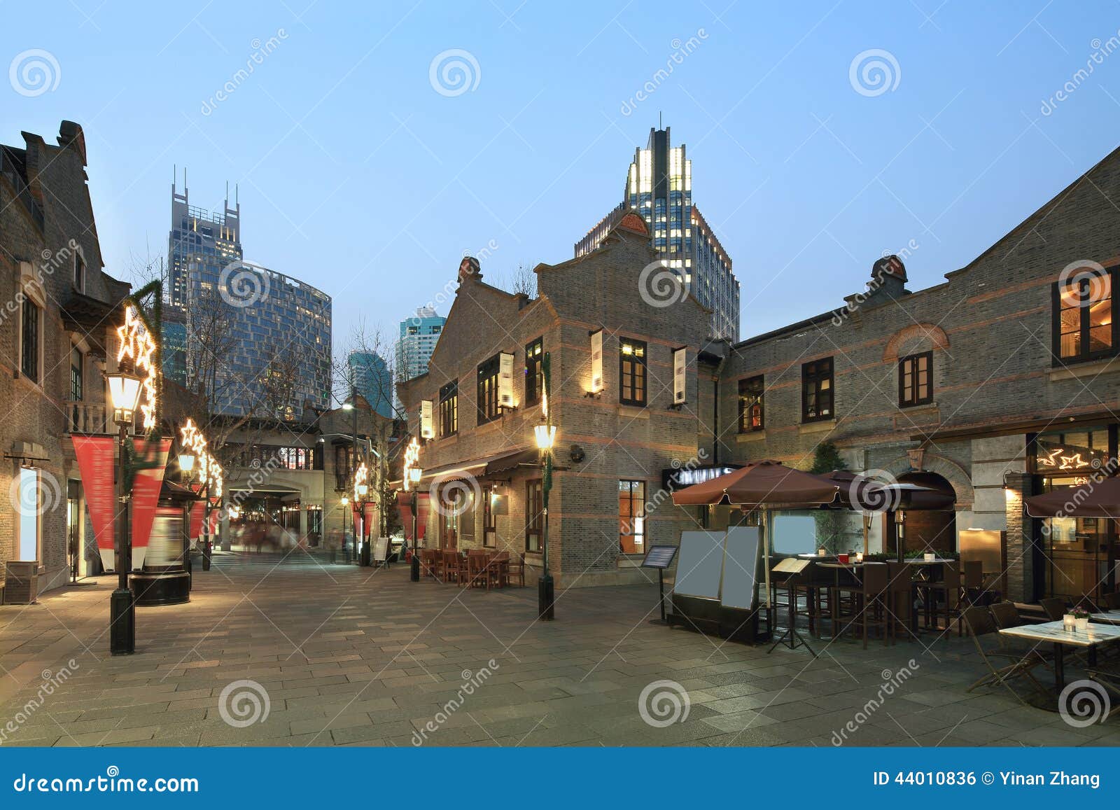 Shanghai xintiandi stock photo. Image of leisure, shanghai - 44010836