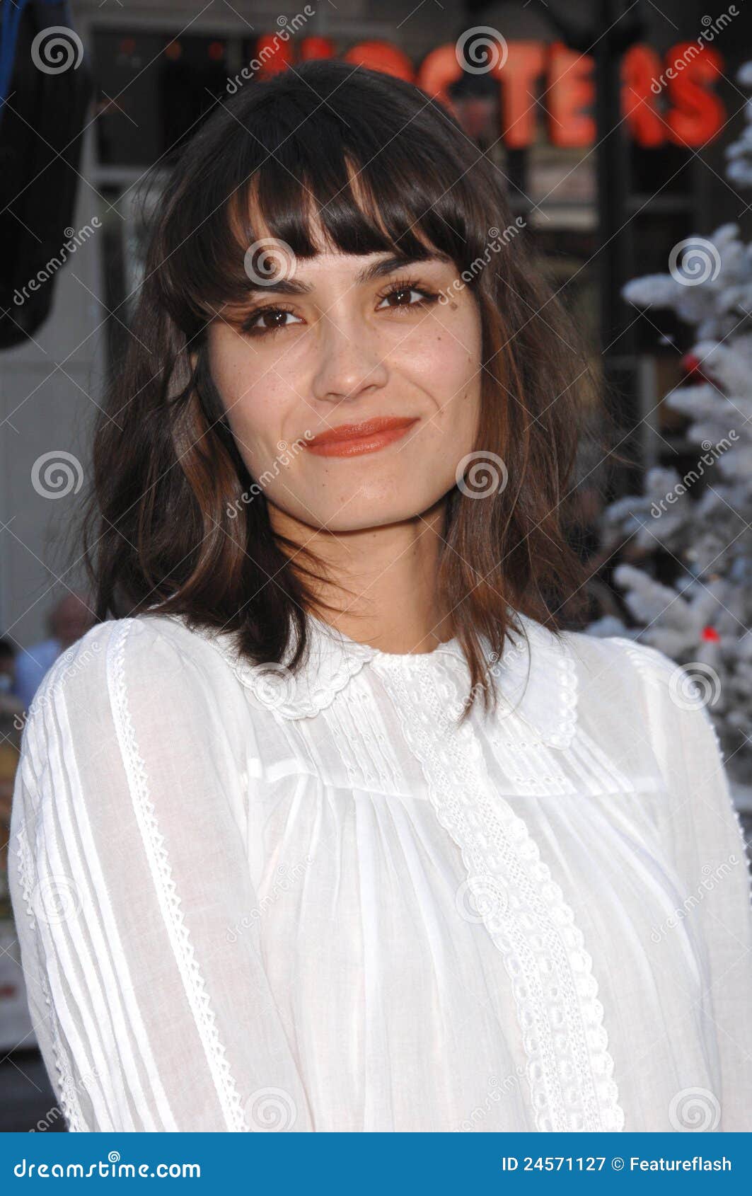 Shannyn Sossamon editorial photography. Image of november - 24571127