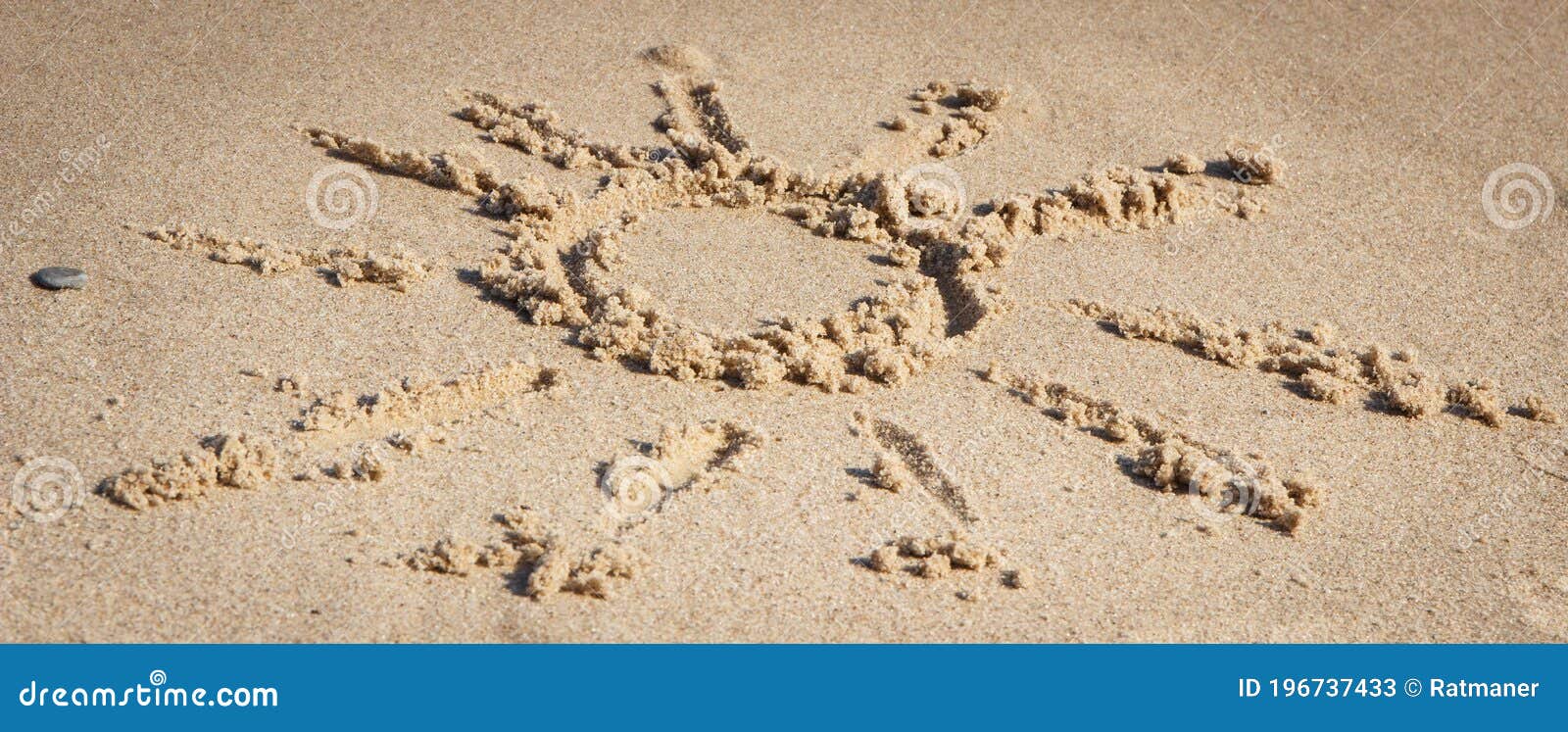 Shape of Sun on Sand at Beach. Summer, Vacation Time and Tourism Stock ...