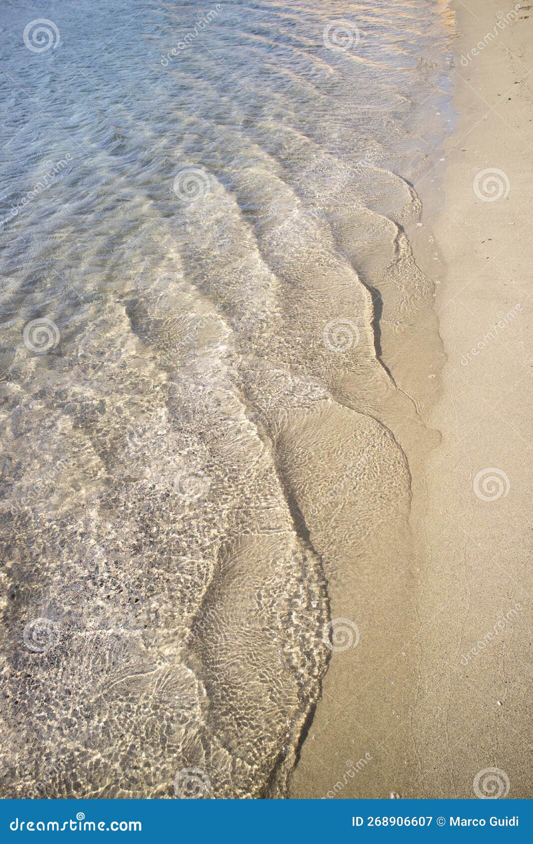 The Shape and the Transparency of the Sea Waves Stock Image - Image of ...