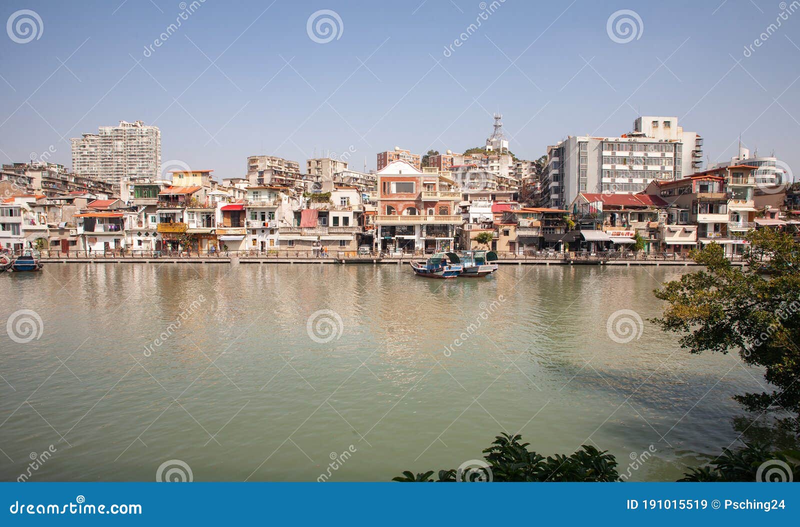 Shapowei dock in Xiamen editorial stock image. Image of harbour - 191015519