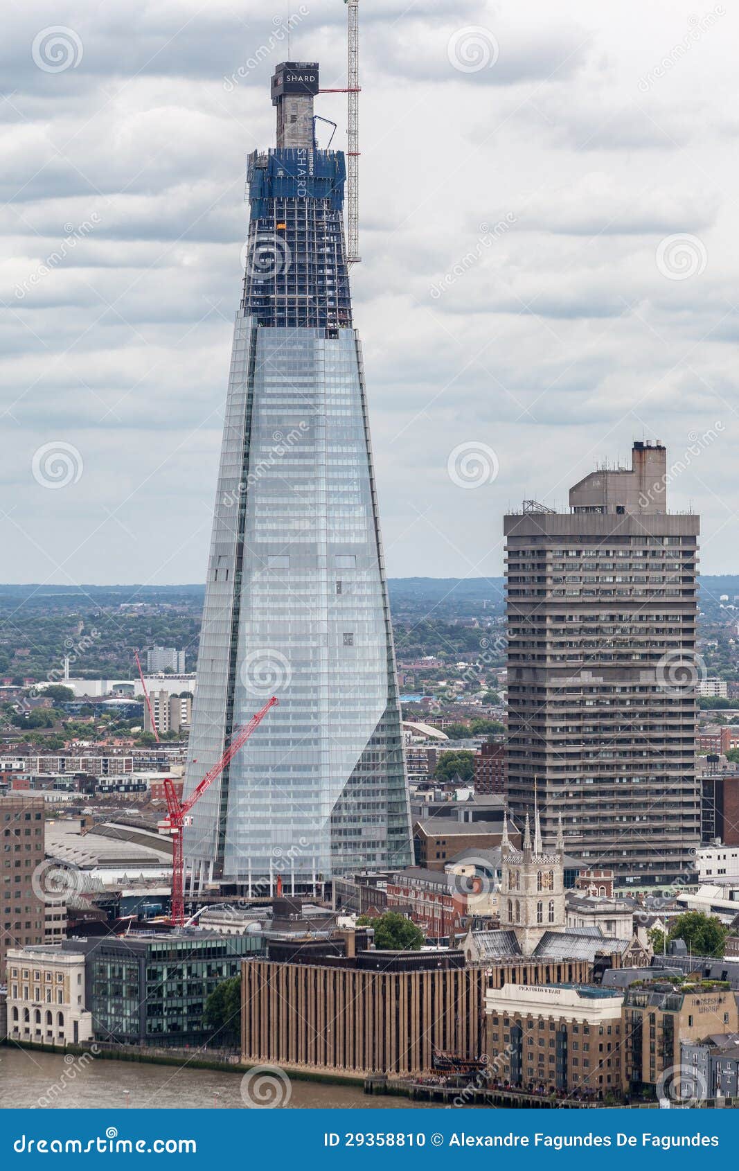 The Shard London England editorial image. Image of london - 29358810