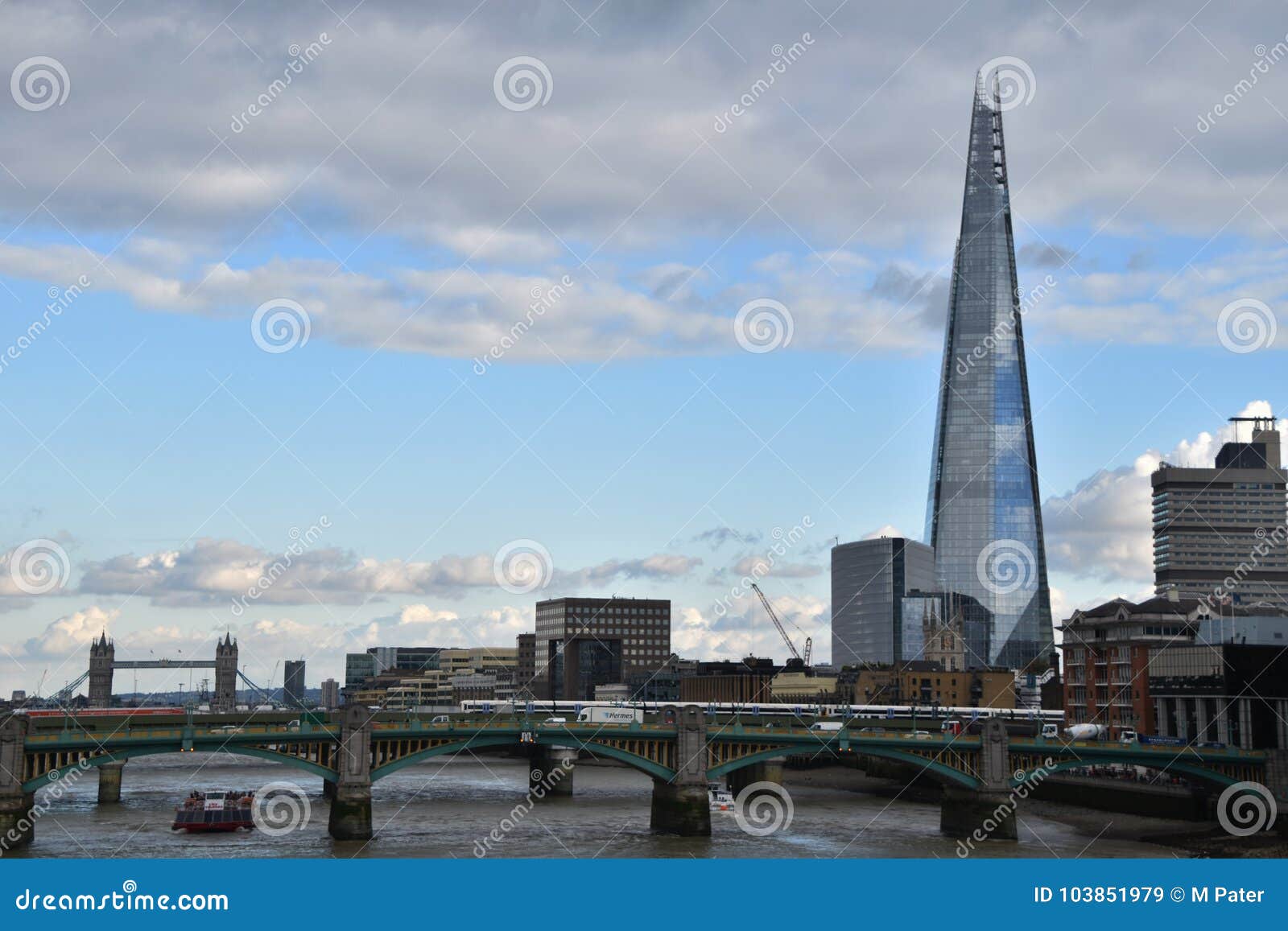 The Shard Modern Architecture London Editorial Stock Image - Image of ...