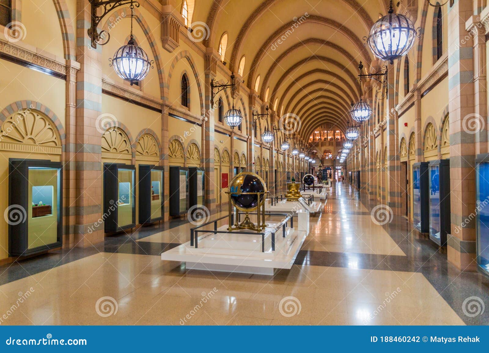 SHARJAH, UAE - MARCH 11, 2017: Interior of Sharjah Museum of Islamic ...