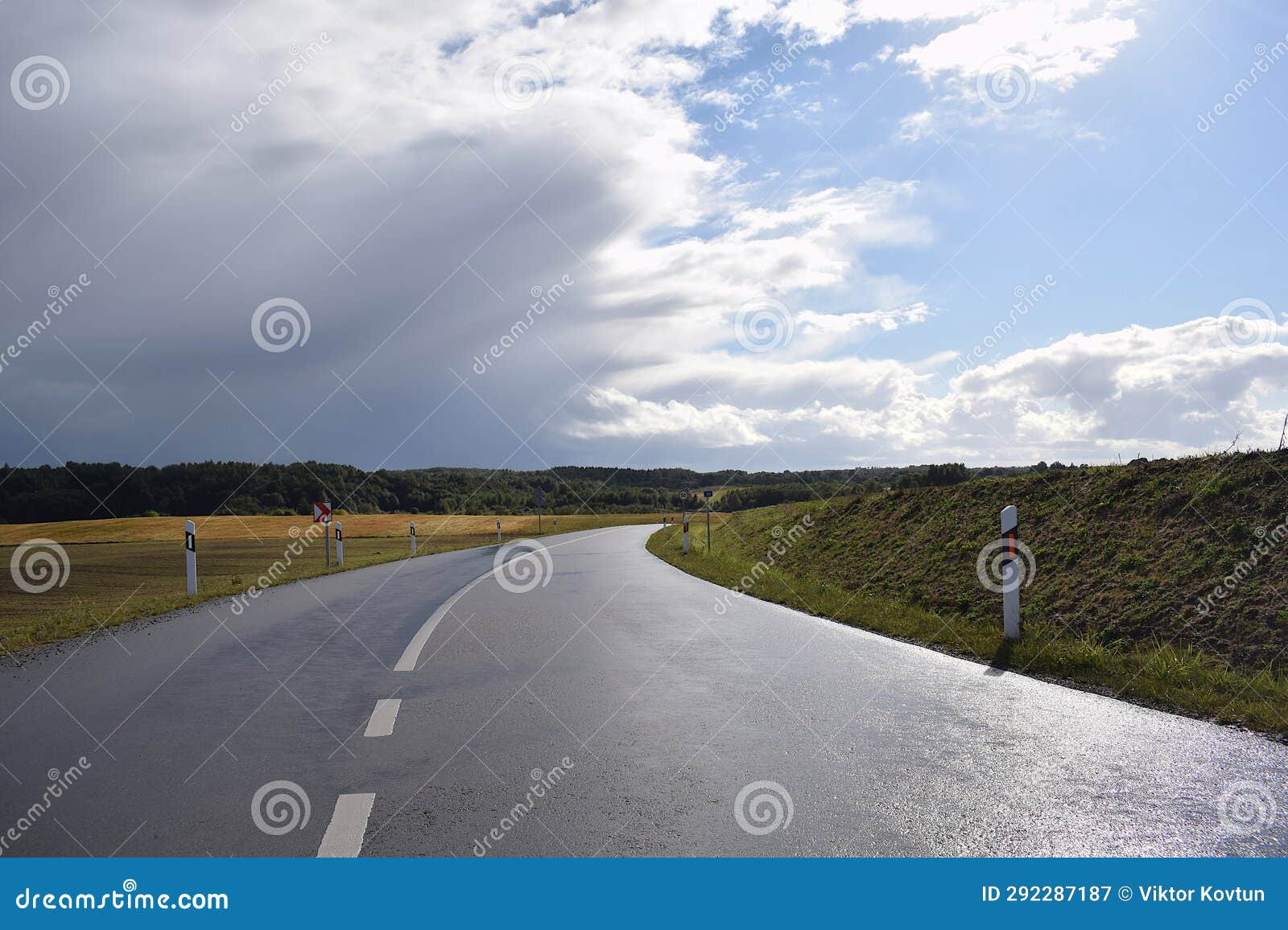 A Sharp Turn on an Asphalt Highway Stock Image - Image of symbol ...
