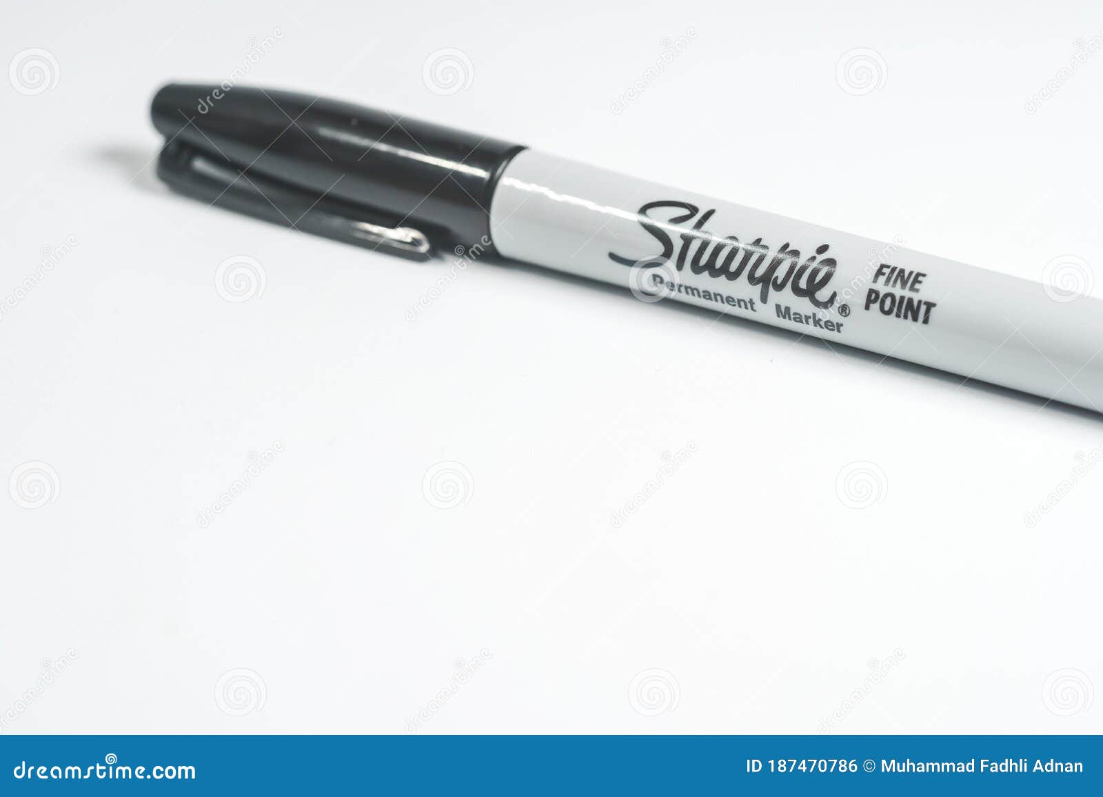 `Sharpie` Permanent Marker Pen Isolated Editorial Photo - Image of ...