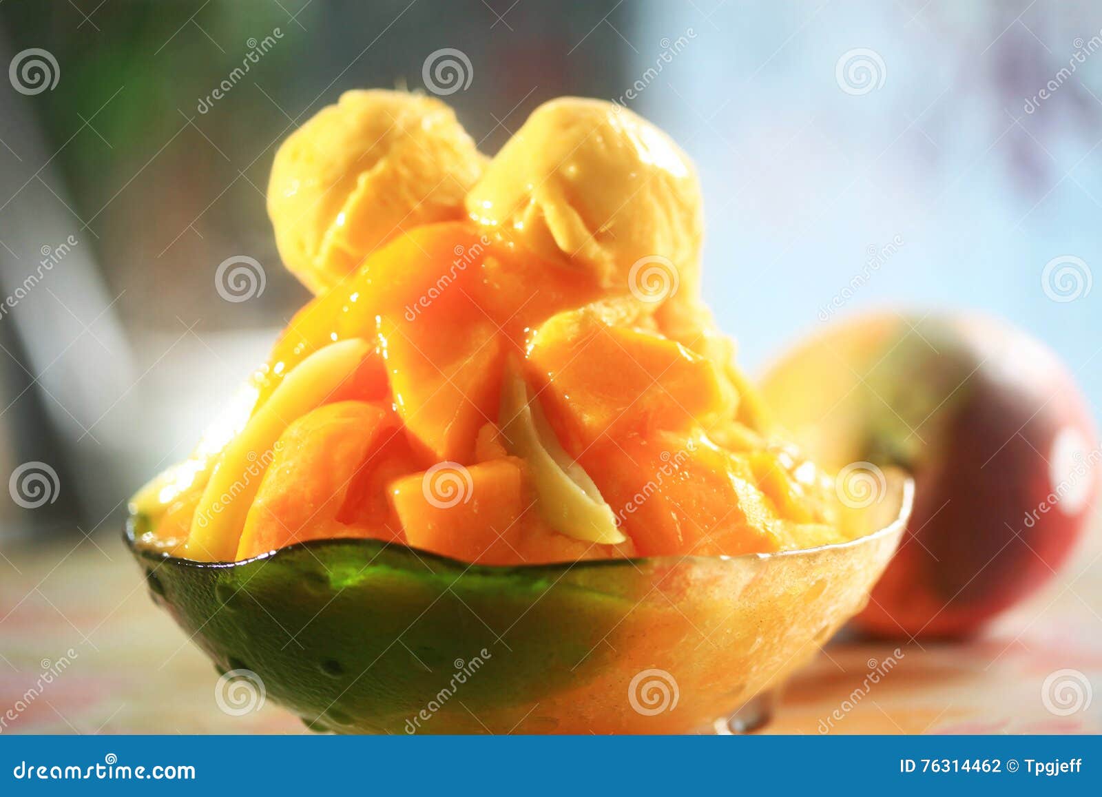 Shaved ice with mango stock photo. Image of cream, store - 76314462